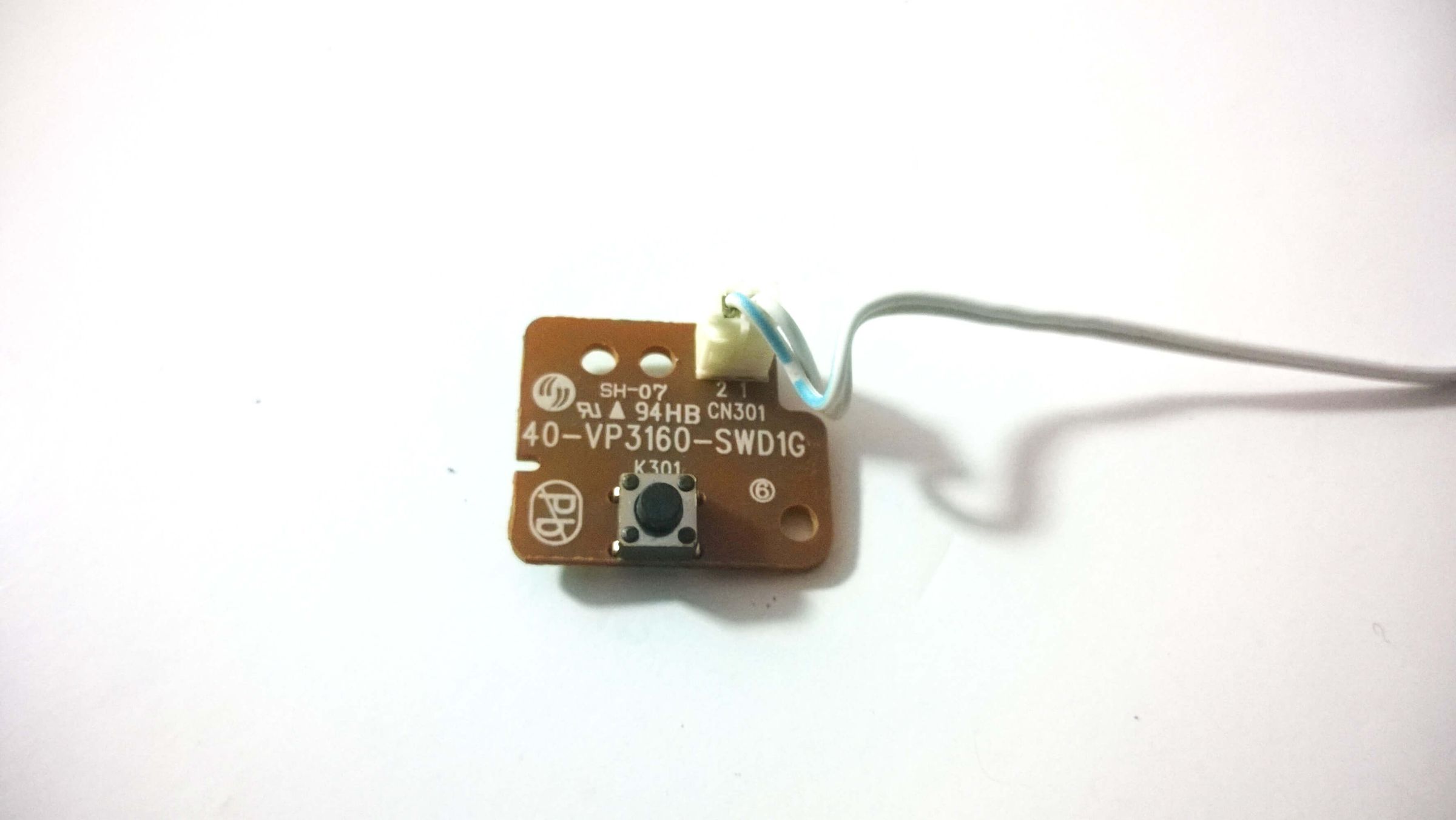 Parts to Salvage From a DVD/CD Player : 10 Steps - Instructables