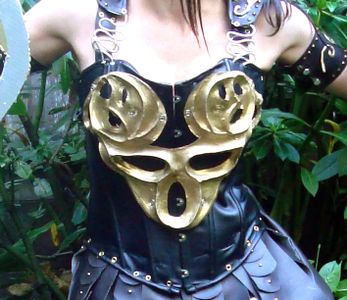 DIY Xena Warrior Princess Costume : 9 Steps (with Pictures) - Instructables