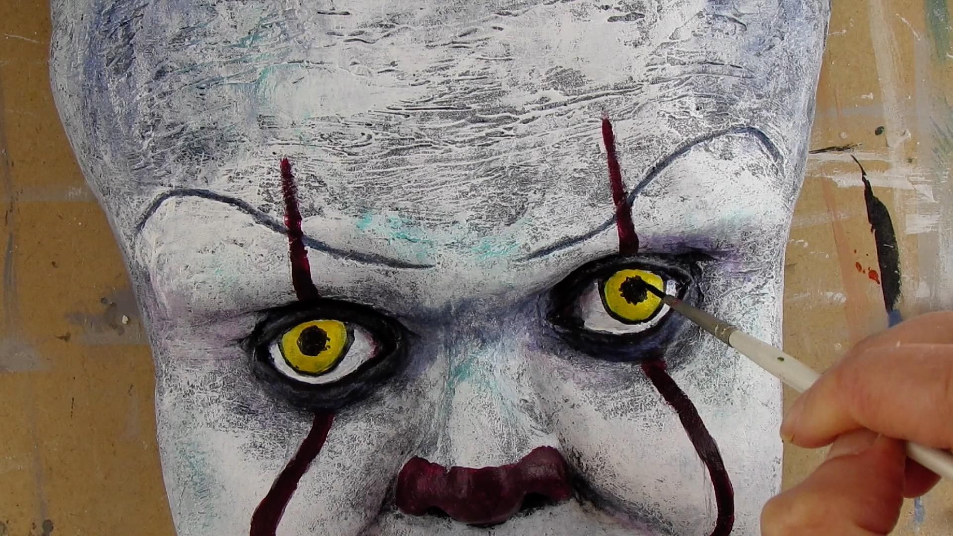 IT Pennywise Paper Mache Wall Decor : 5 Steps (with Pictures ...