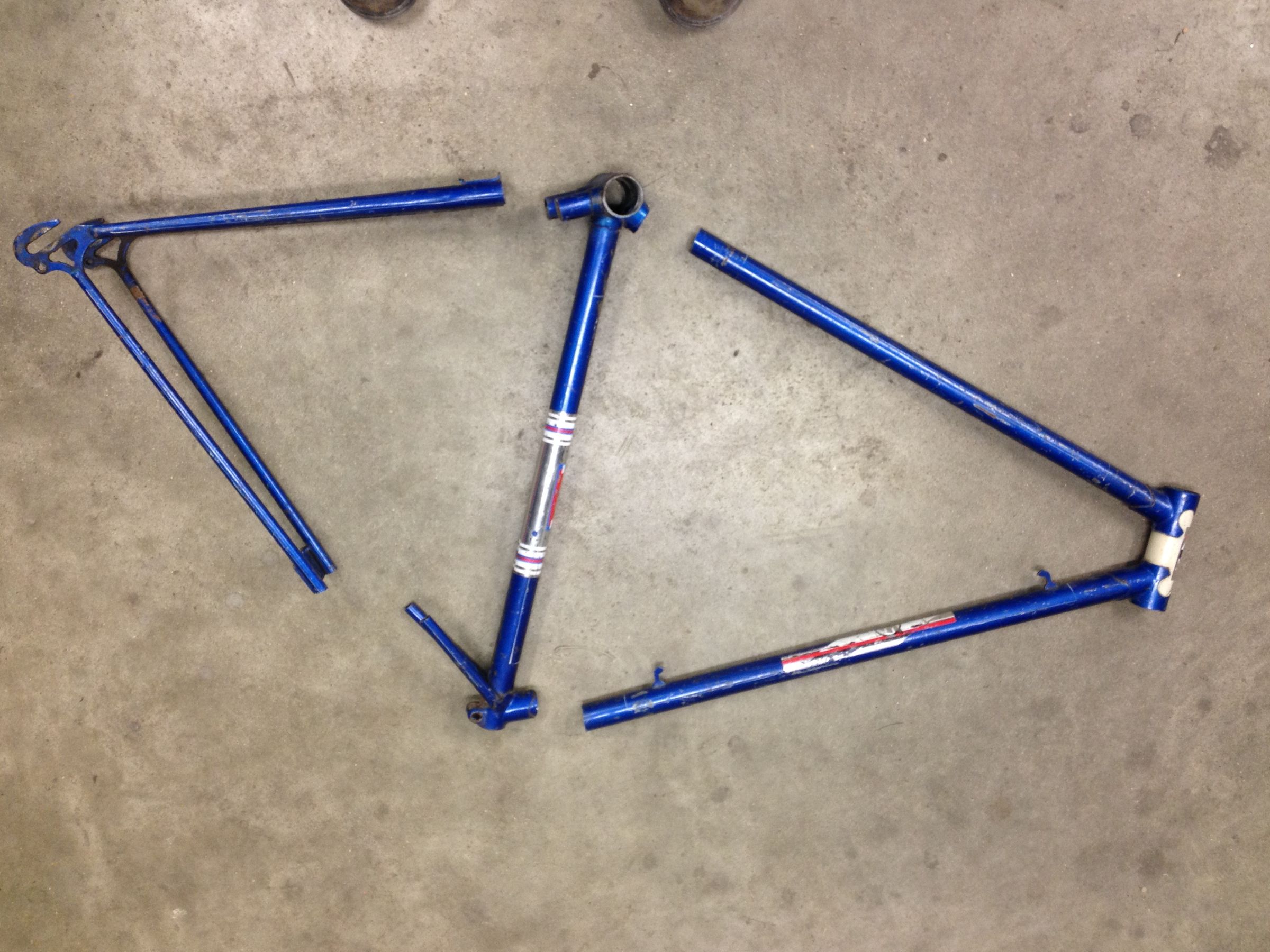 No Weld Single Wheel Bike Trailer : 7 Steps (with Pictures) - Instructables