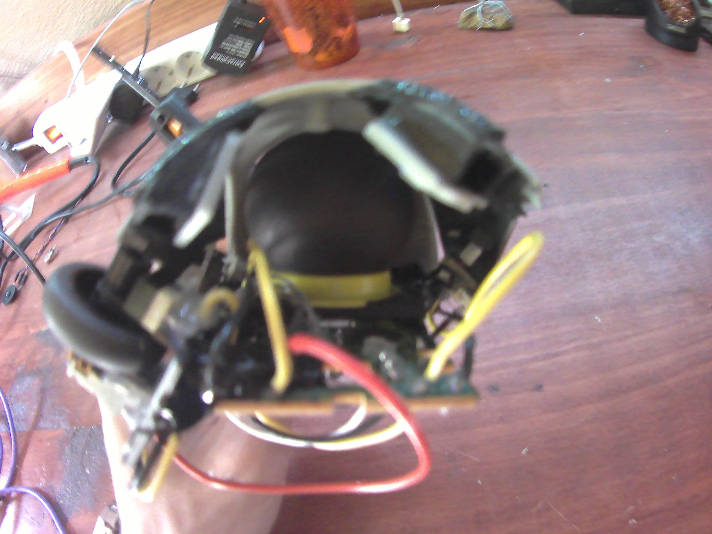 Ultimate GREEN DIY Trackball Mouse From Junk : 10 Steps (with Pictures ...