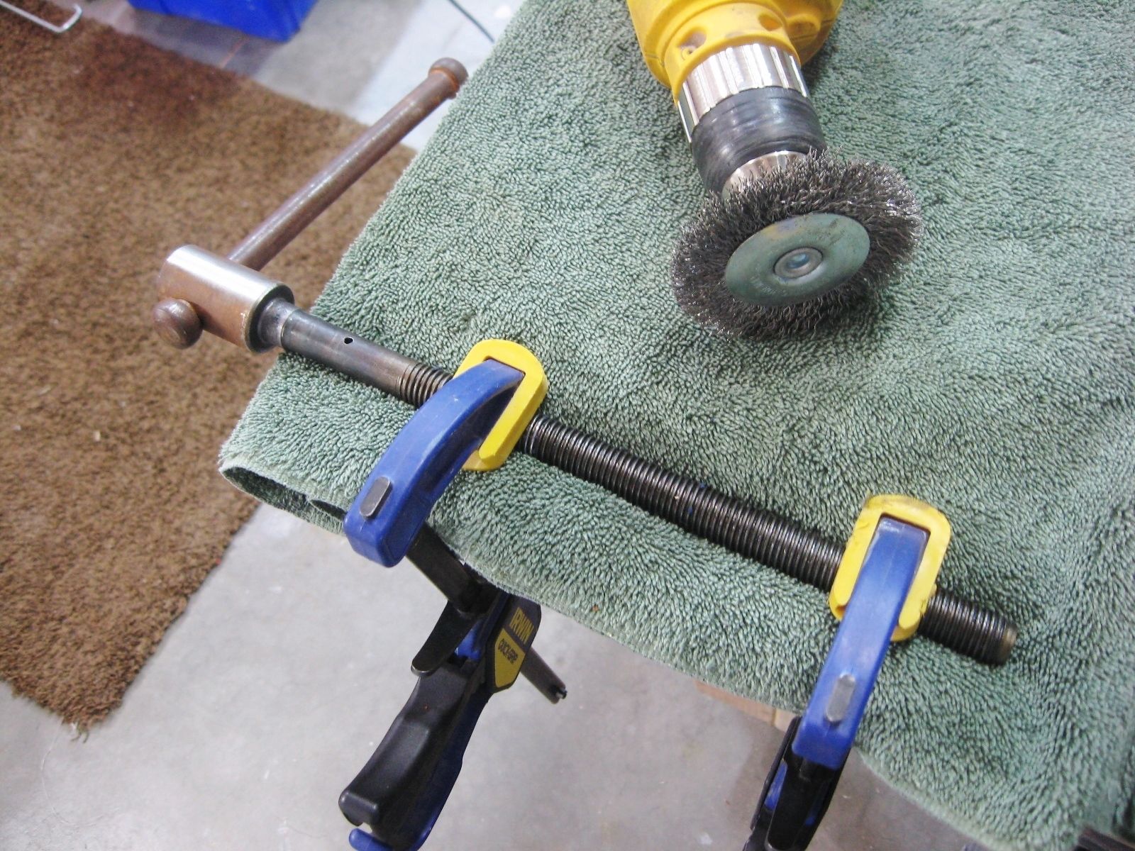Height-Adjustable Portable Vise Stand : 22 Steps (with Pictures ...