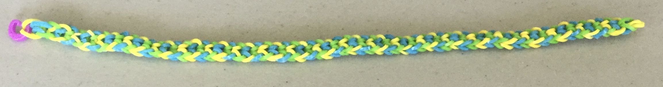 Inverted Fishtail Rainbow Loom Bracelet : 16 Steps - Instructables