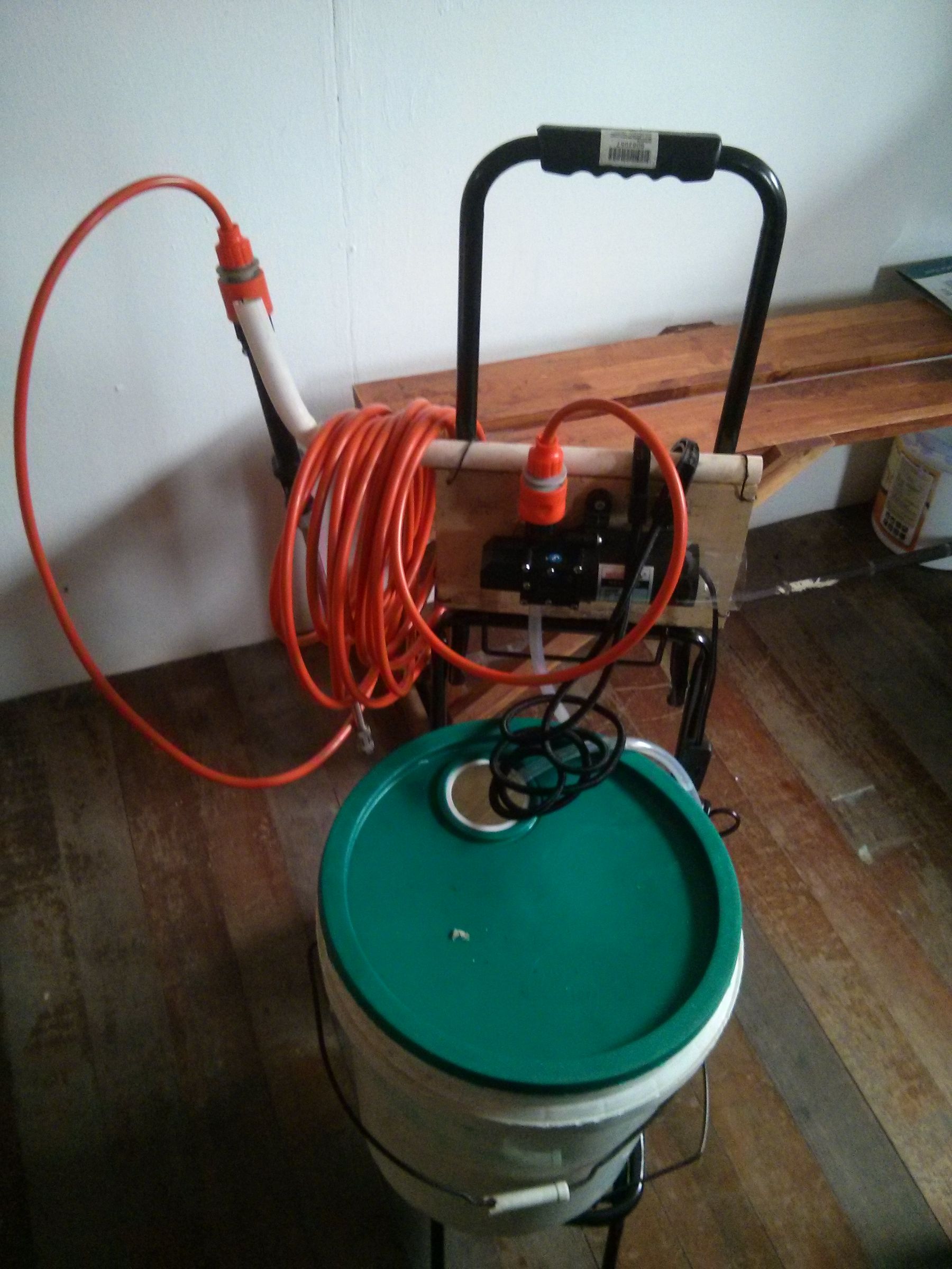 DIY Electric Sprayer Tank : 3 Steps - Instructables