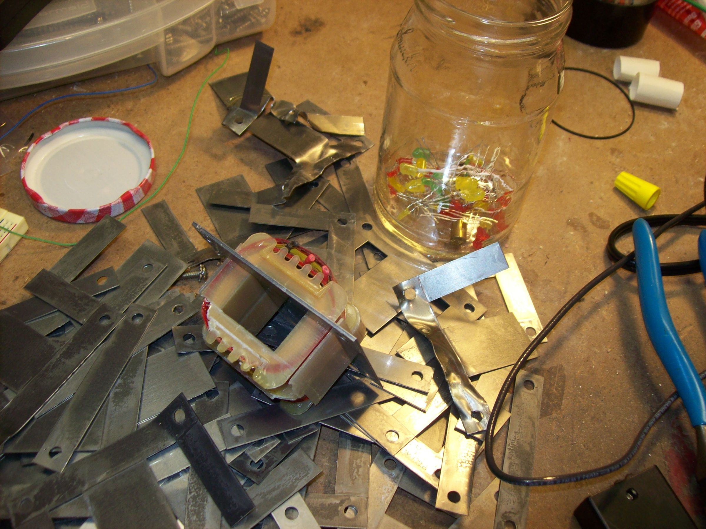 Disassemble an E-block Transformer : 6 Steps - Instructables