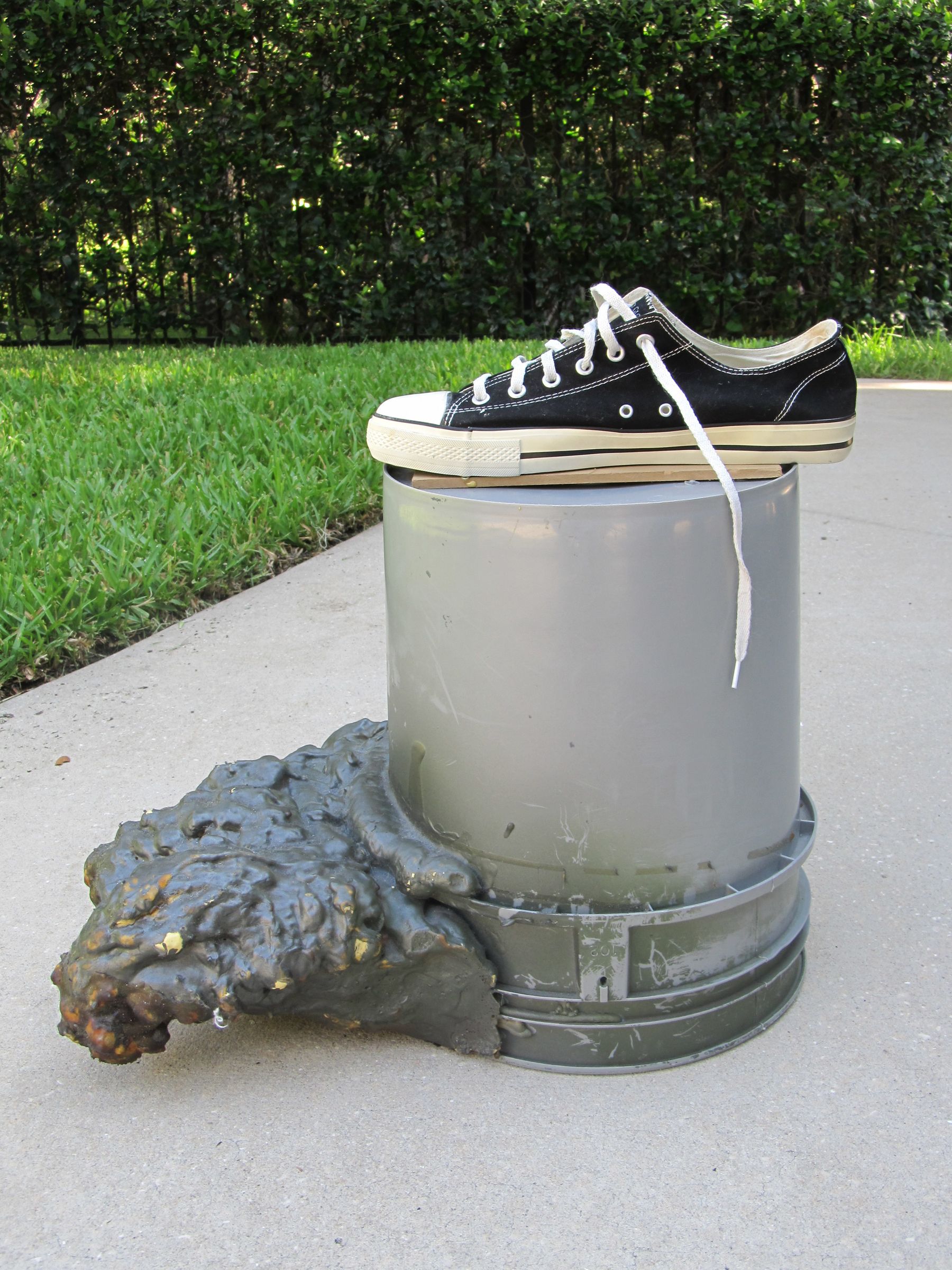 Easy Monster Platform Shoes : 4 Steps - Instructables