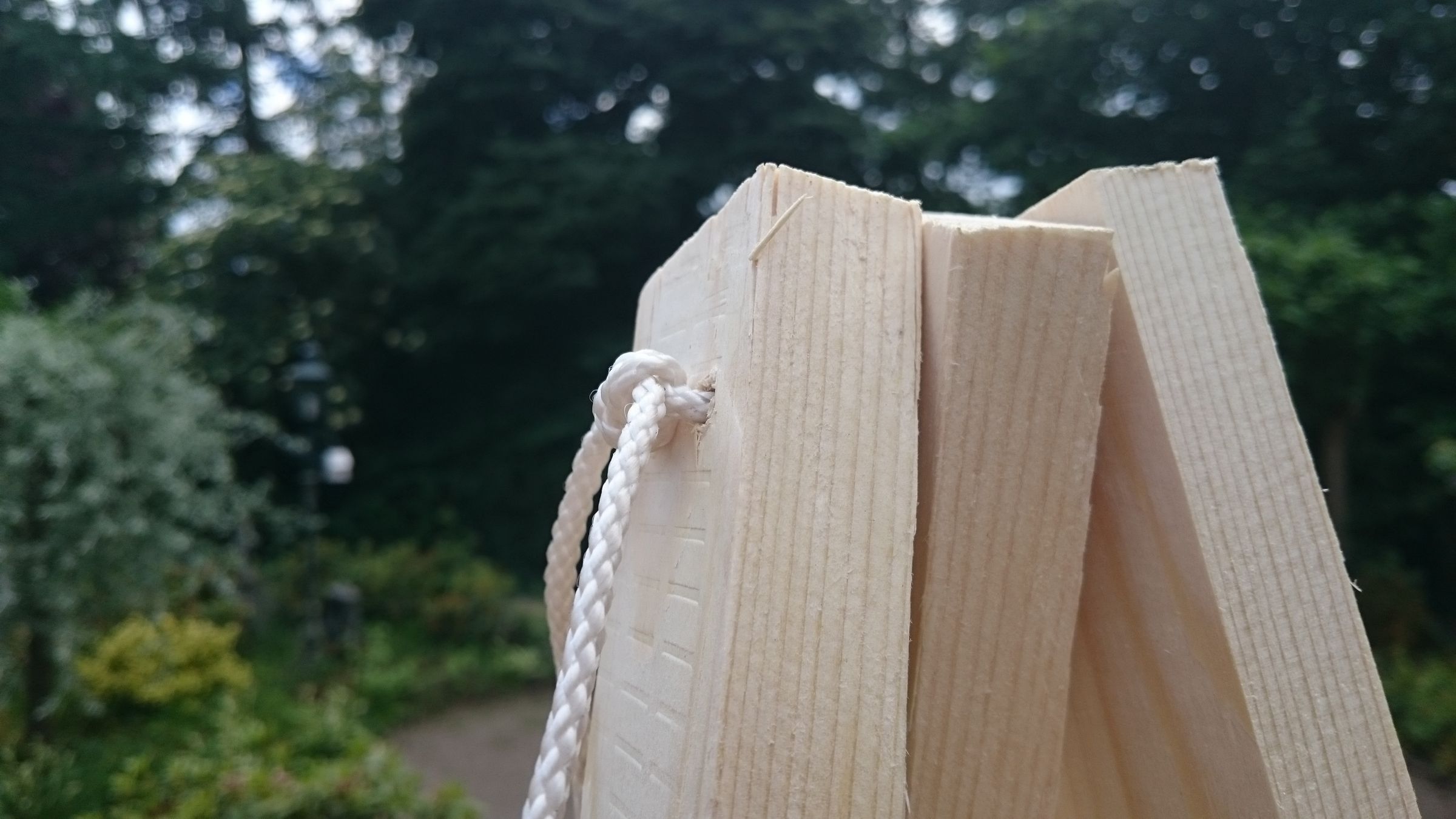 Easy DIY and Portable Painting Easel : 5 Steps (with Pictures ...