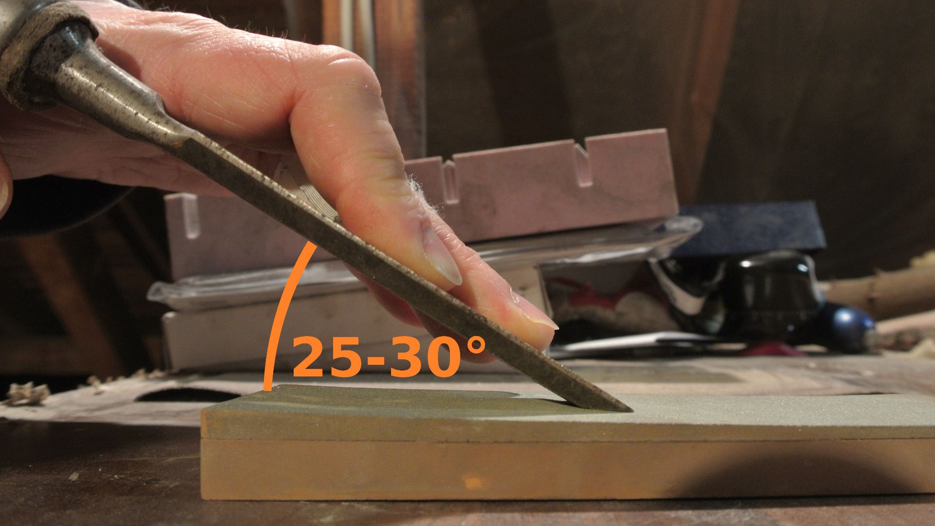 Sharpening Chisels Without Honing Guide : 4 Steps (with Pictures ...