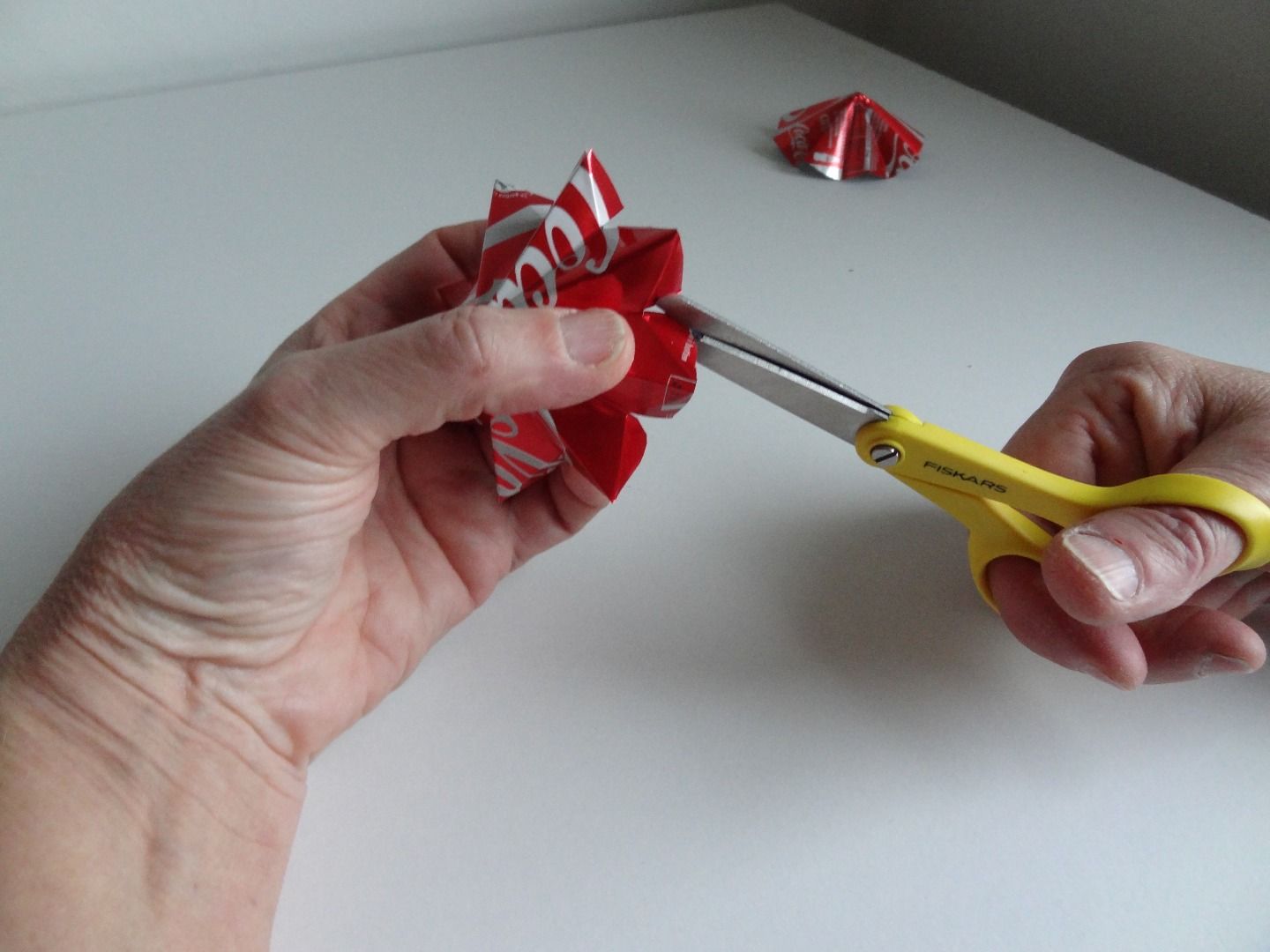 Make a Can Star With a Beautiful Front and Backside : 12 Steps (with ...