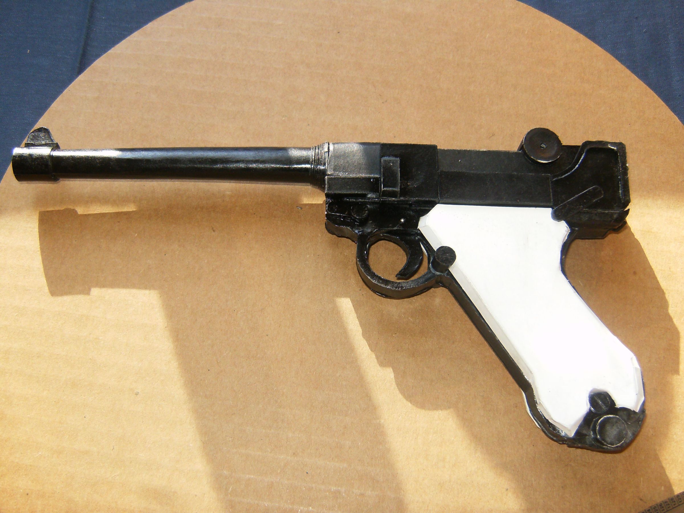 Paper Luger P08 Pistol (Pistole Parabellum 1908) - Instructables