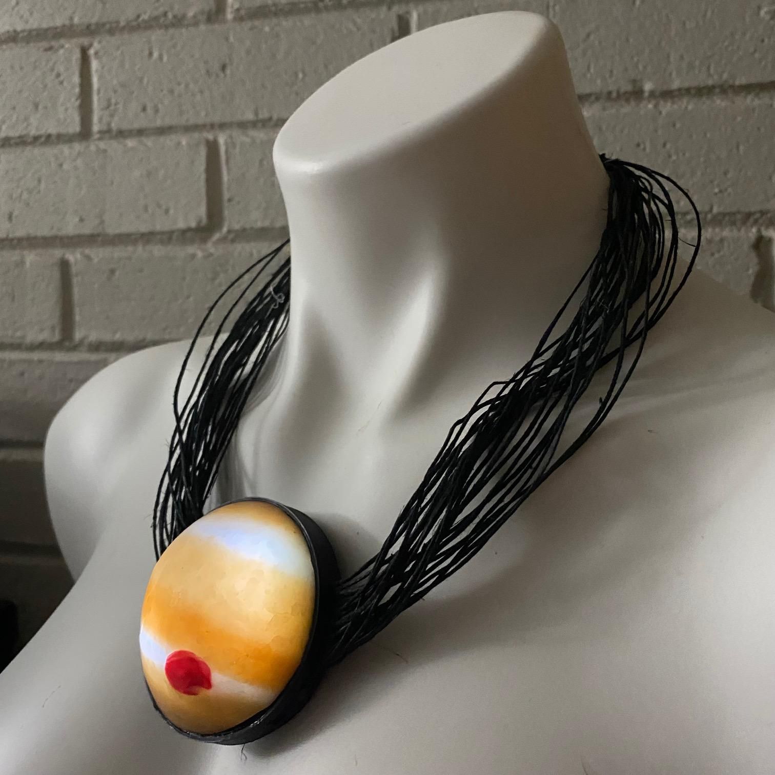 Glowing Jupiter Necklace : 5 Steps (with Pictures) - Instructables