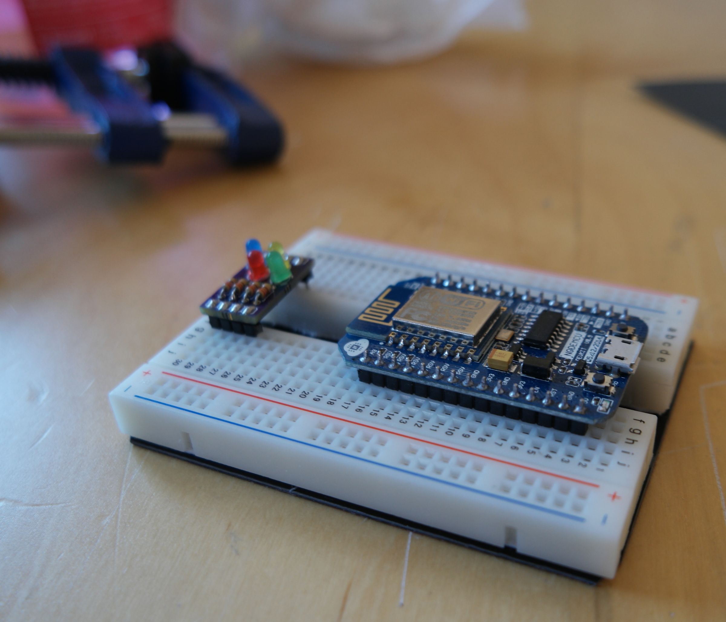 NodeMCU Breadboard Tweak : 7 Steps (with Pictures) - Instructables