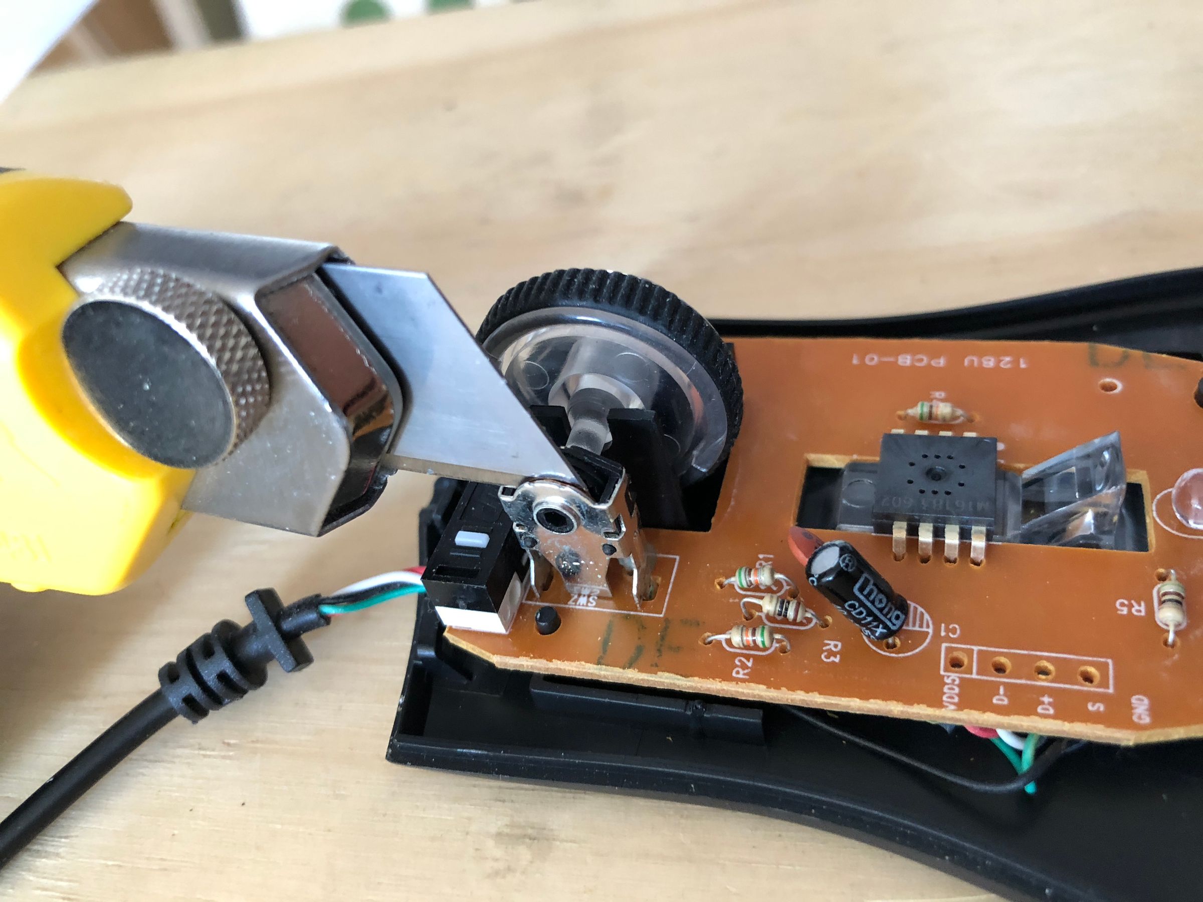 Make Your Mouse Scroll Wheel Move Like Butter : 6 Steps - Instructables