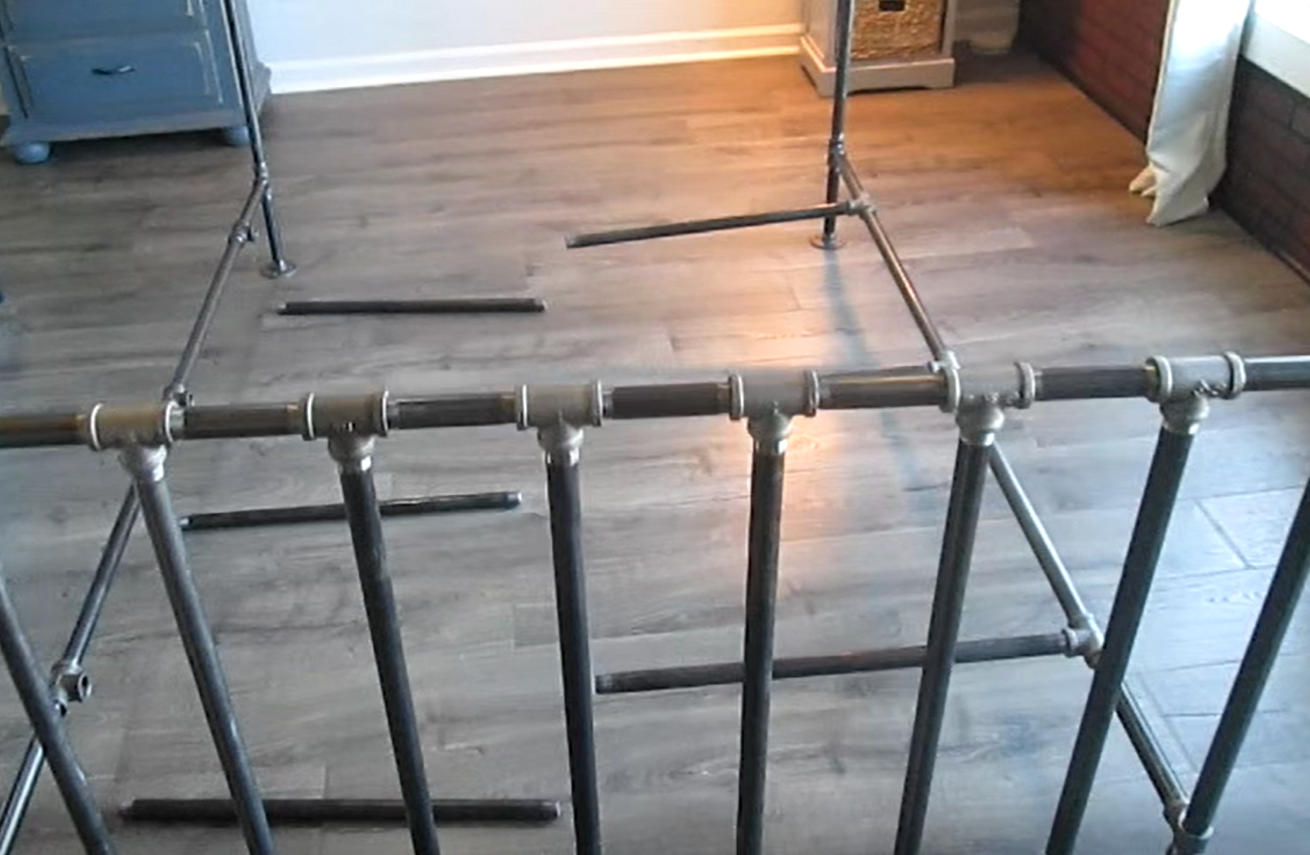 DIY Pipe Bed With NO Tools! : 7 Steps - Instructables