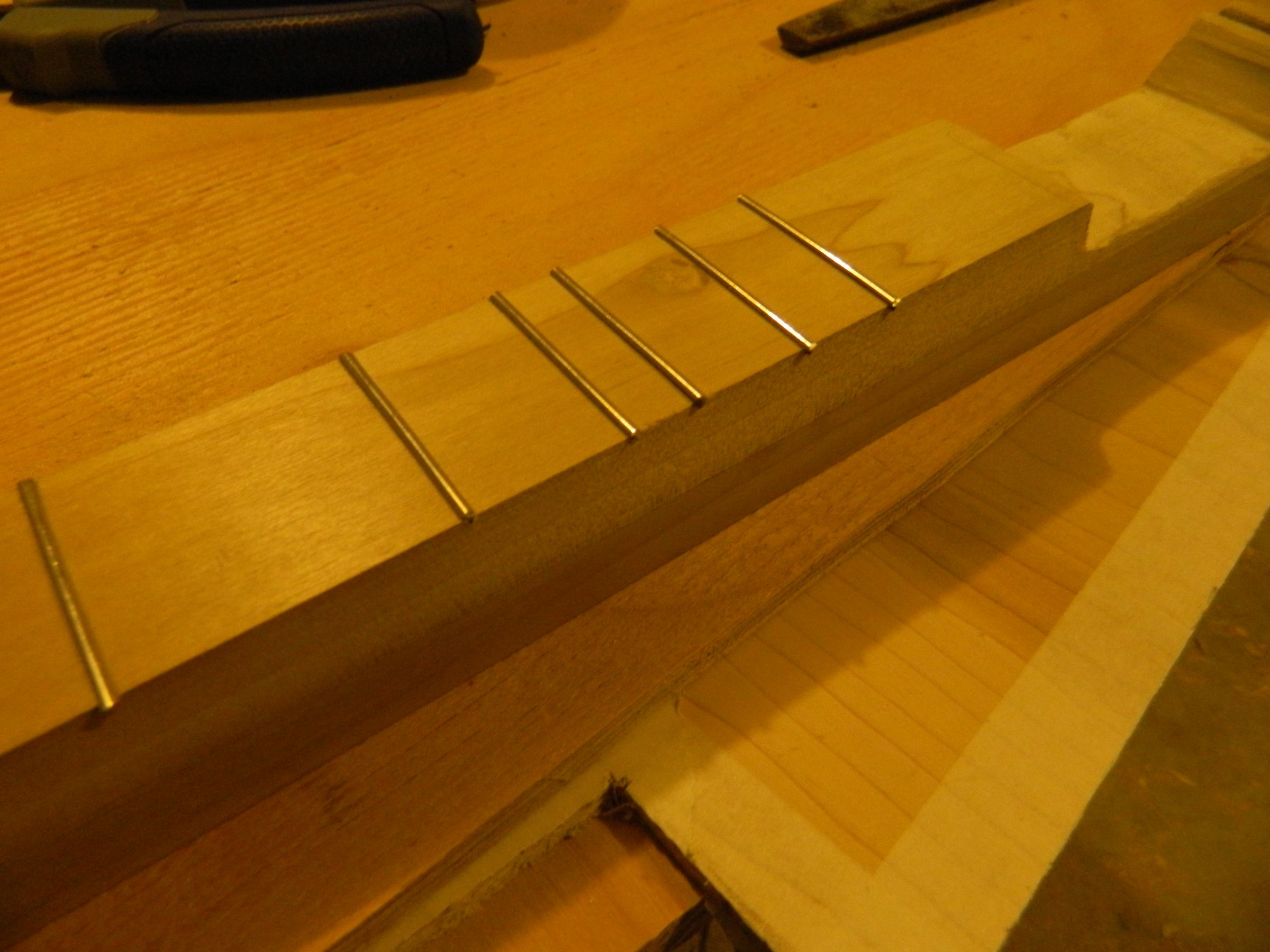 How to Make a Dulcimer Without Power Tools : 6 Steps (with Pictures ...