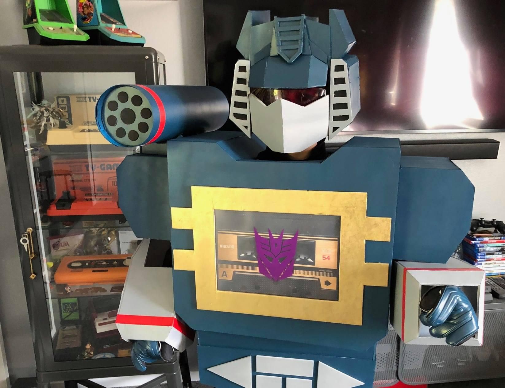 Transformers Soundwave Costume : 12 Steps (with Pictures) - Instructables