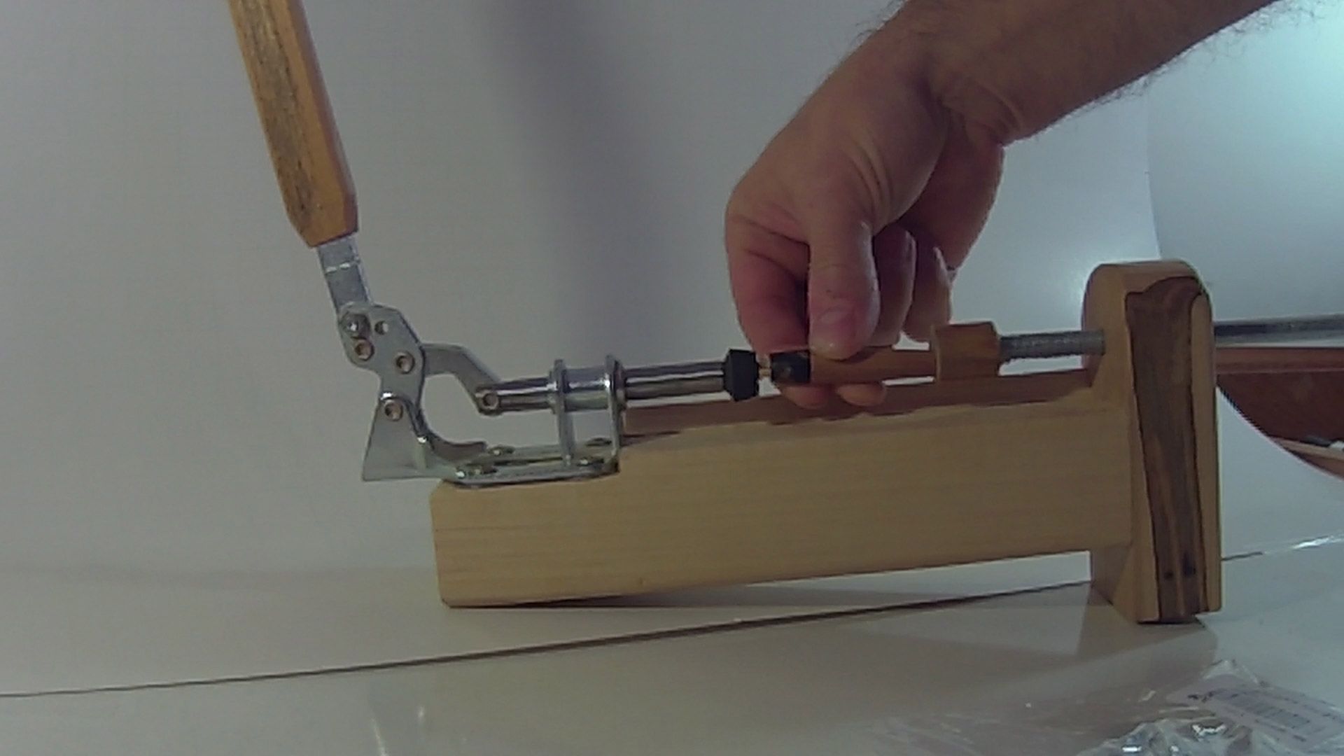How to Make a Pen Press (Shop Jig) : 7 Steps (with Pictures ...