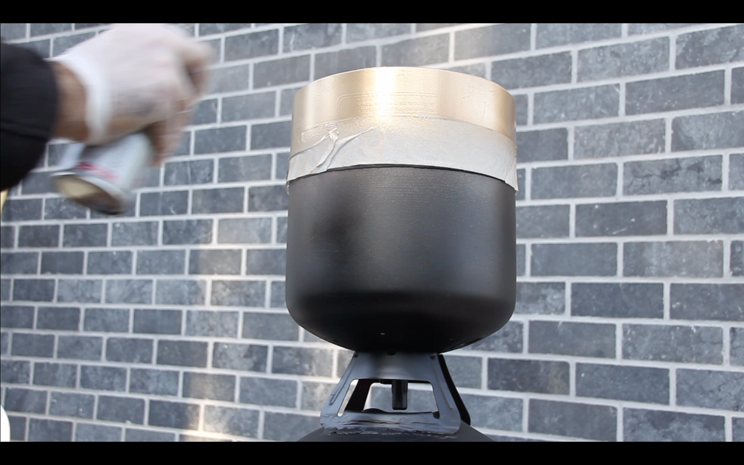 Gas Cylinder Turned to a Modern Metal Planter : 6 Steps (with Pictures ...