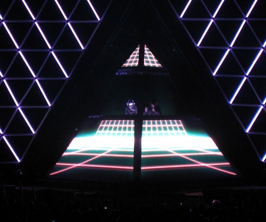 How to Create a Daft Punk Tribute Stage Show : 5 Steps - Instructables