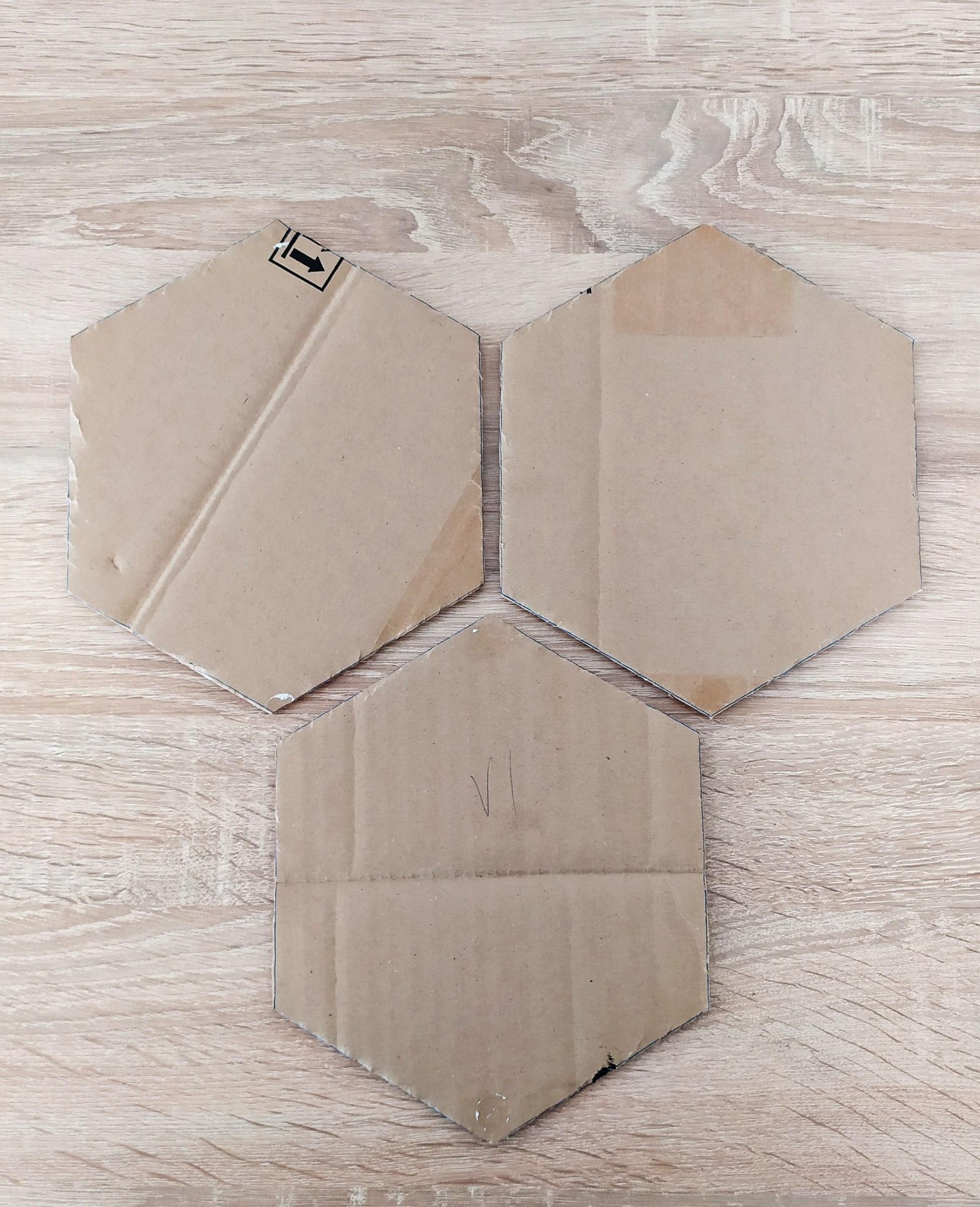 How to Make a Hexagon Corkboard Out of Cardboard : 6 Steps (with ...