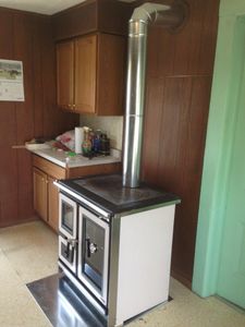 Cooking on a Wood Cook Stove : 6 Steps - Instructables