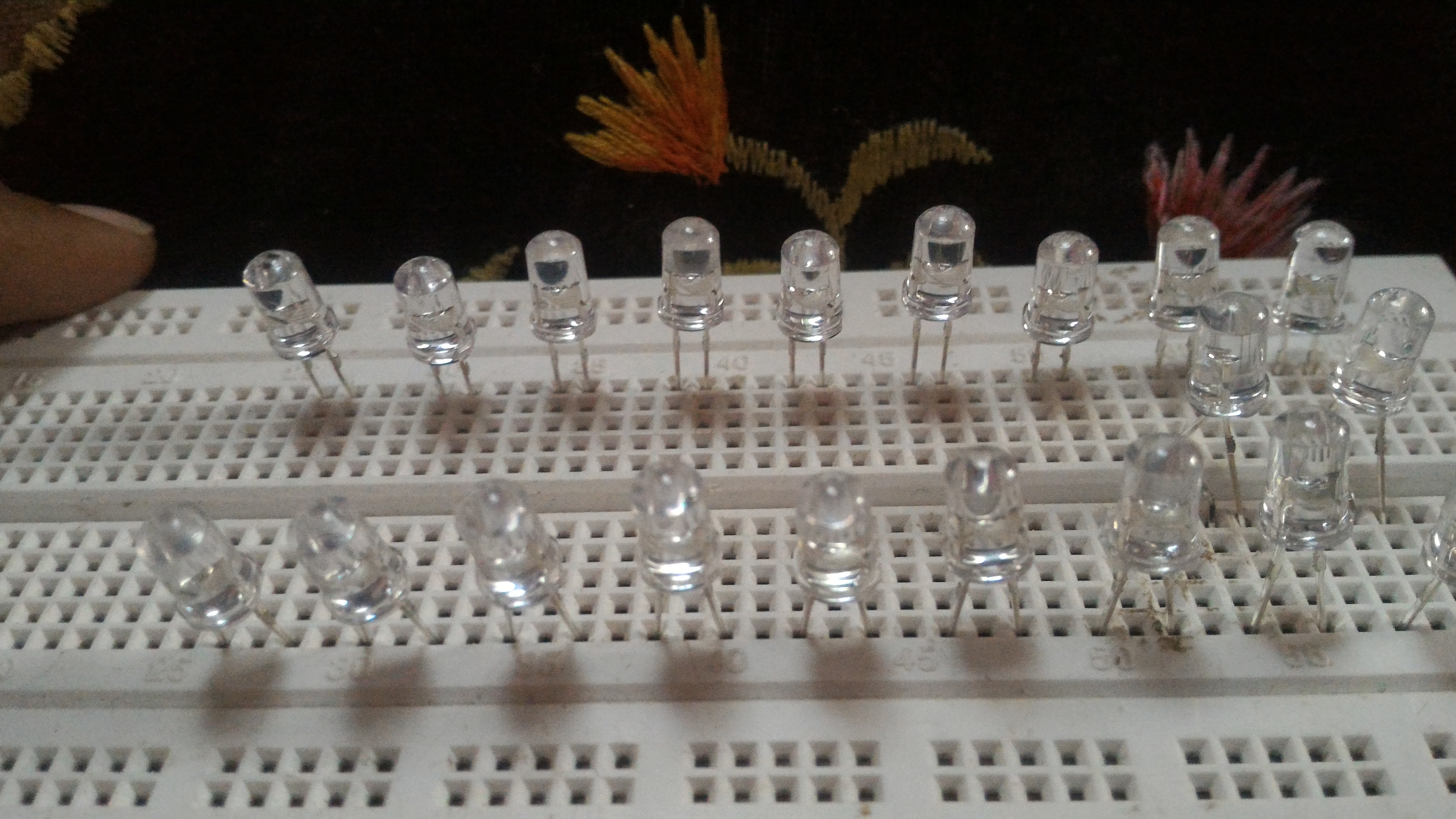 LED Lighting on Breadboard : 6 Steps (with Pictures) - Instructables