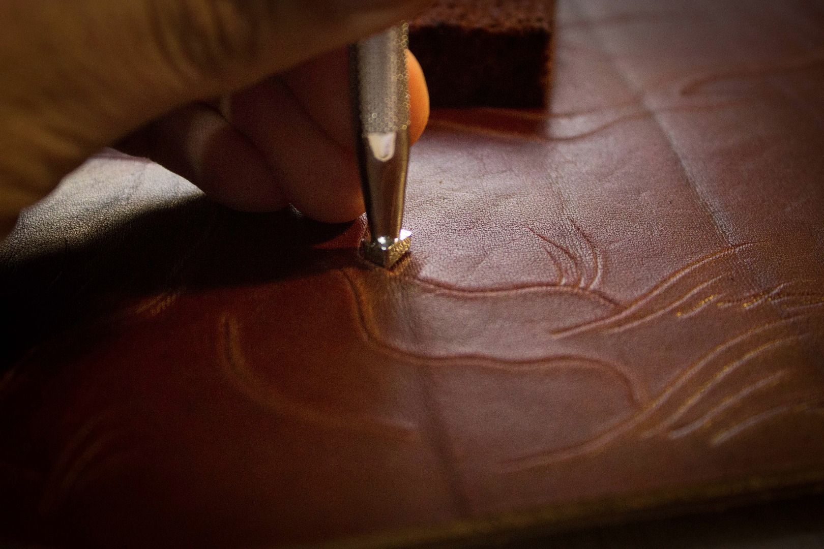 Tooled Leather Briefcase : 26 Steps (with Pictures) - Instructables