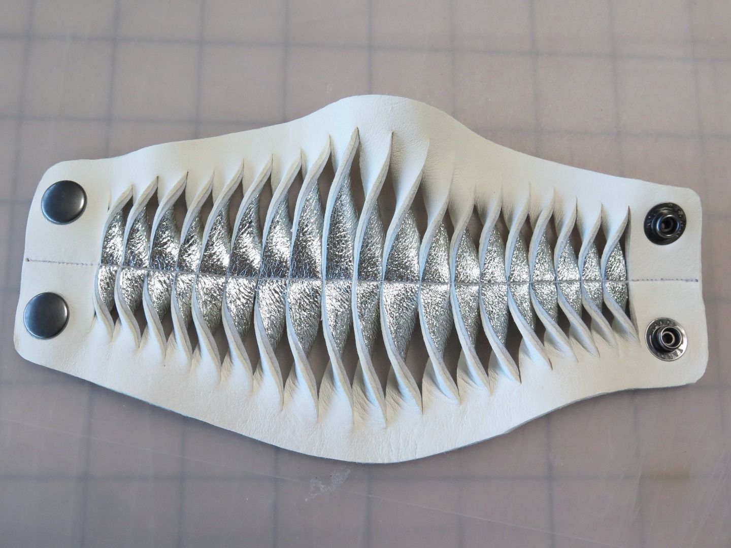 Leather Fish-Scale Cuffs : 9 Steps (with Pictures) - Instructables