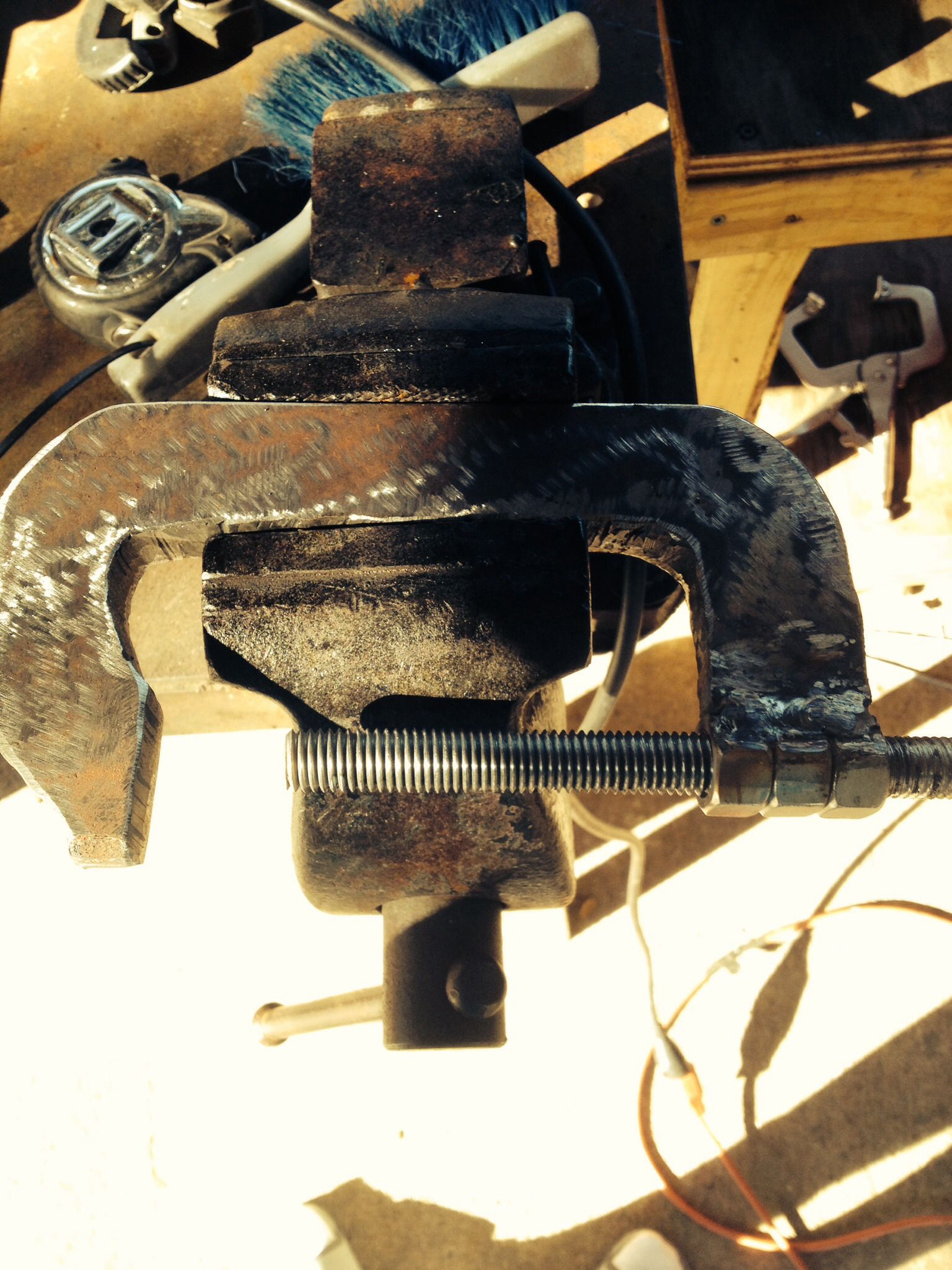 Homemade Clamp : 6 Steps - Instructables