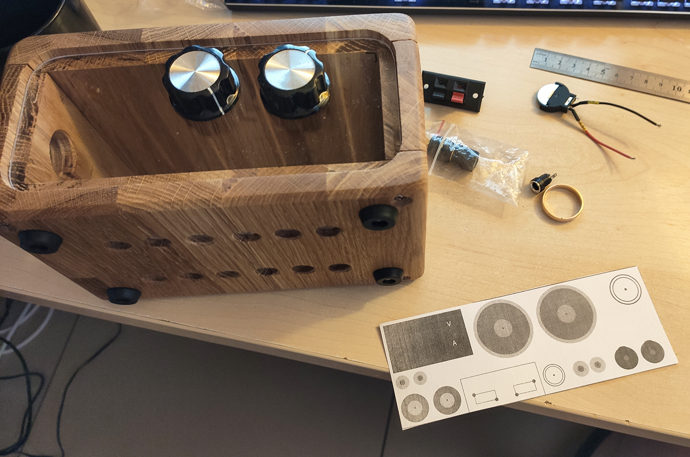 Mini Bench Power Supply - Vintage Style : 6 Steps (with Pictures ...