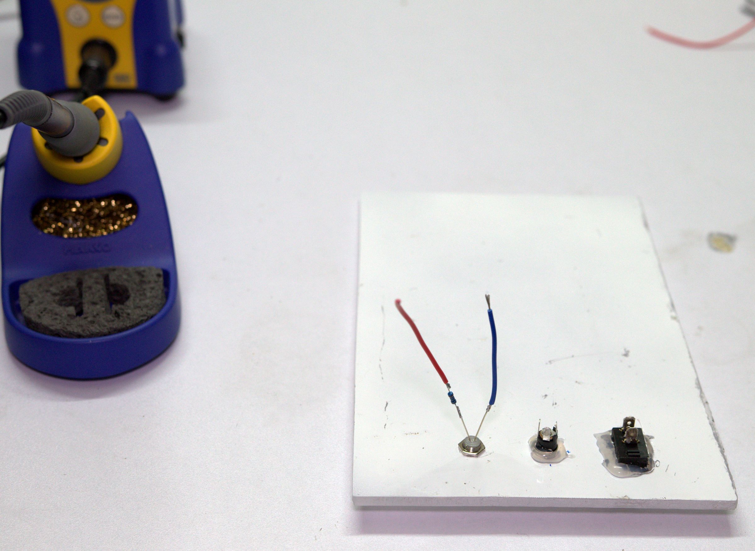 DIY Portable Mini Refrigerator : 19 Steps (with Pictures) - Instructables