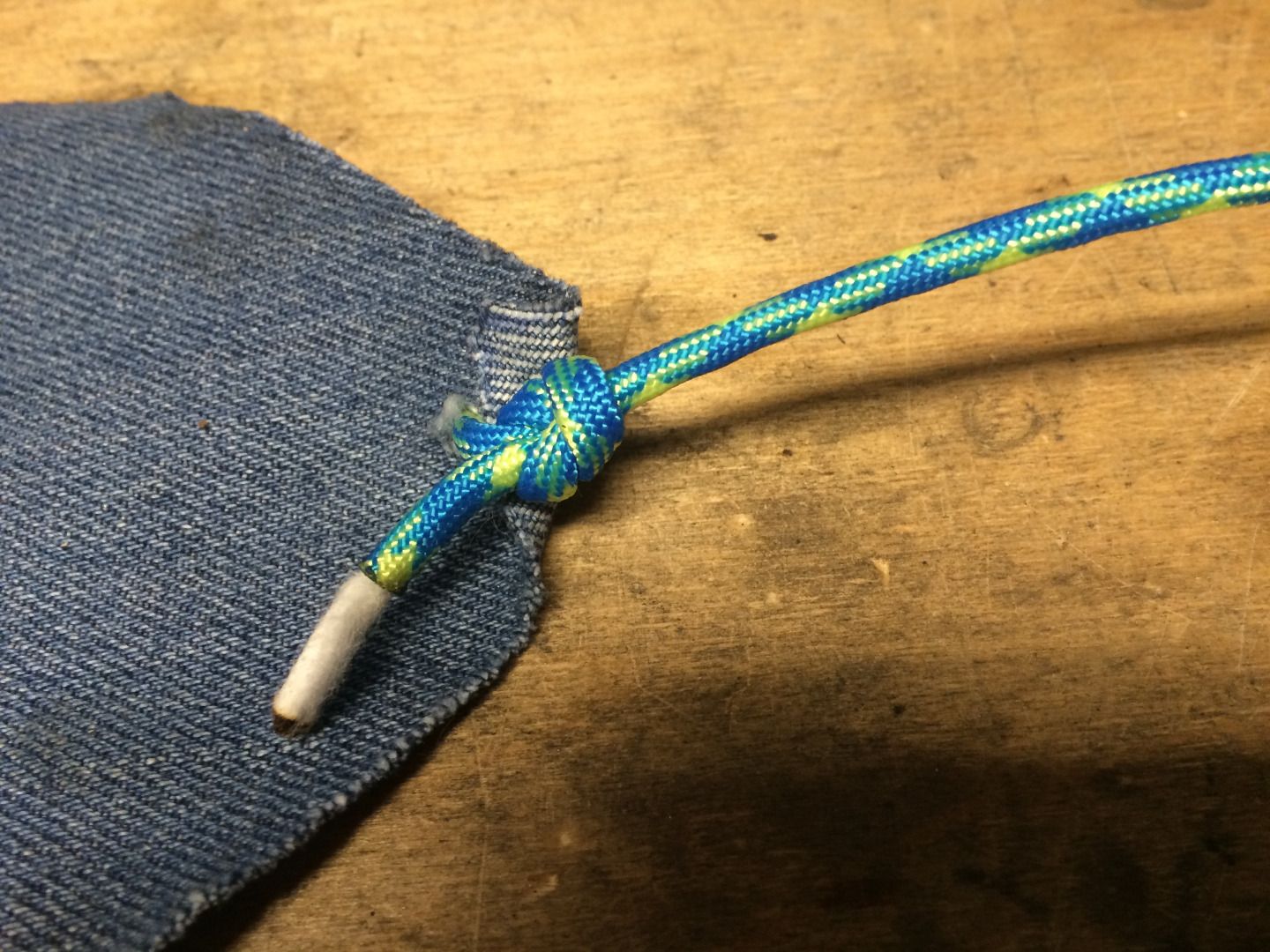 How to Make and Use a Staff Sling : 7 Steps (with Pictures) - Instructables