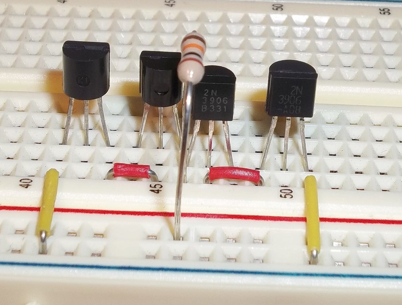 Build Your Own Circuits With 555 Timer