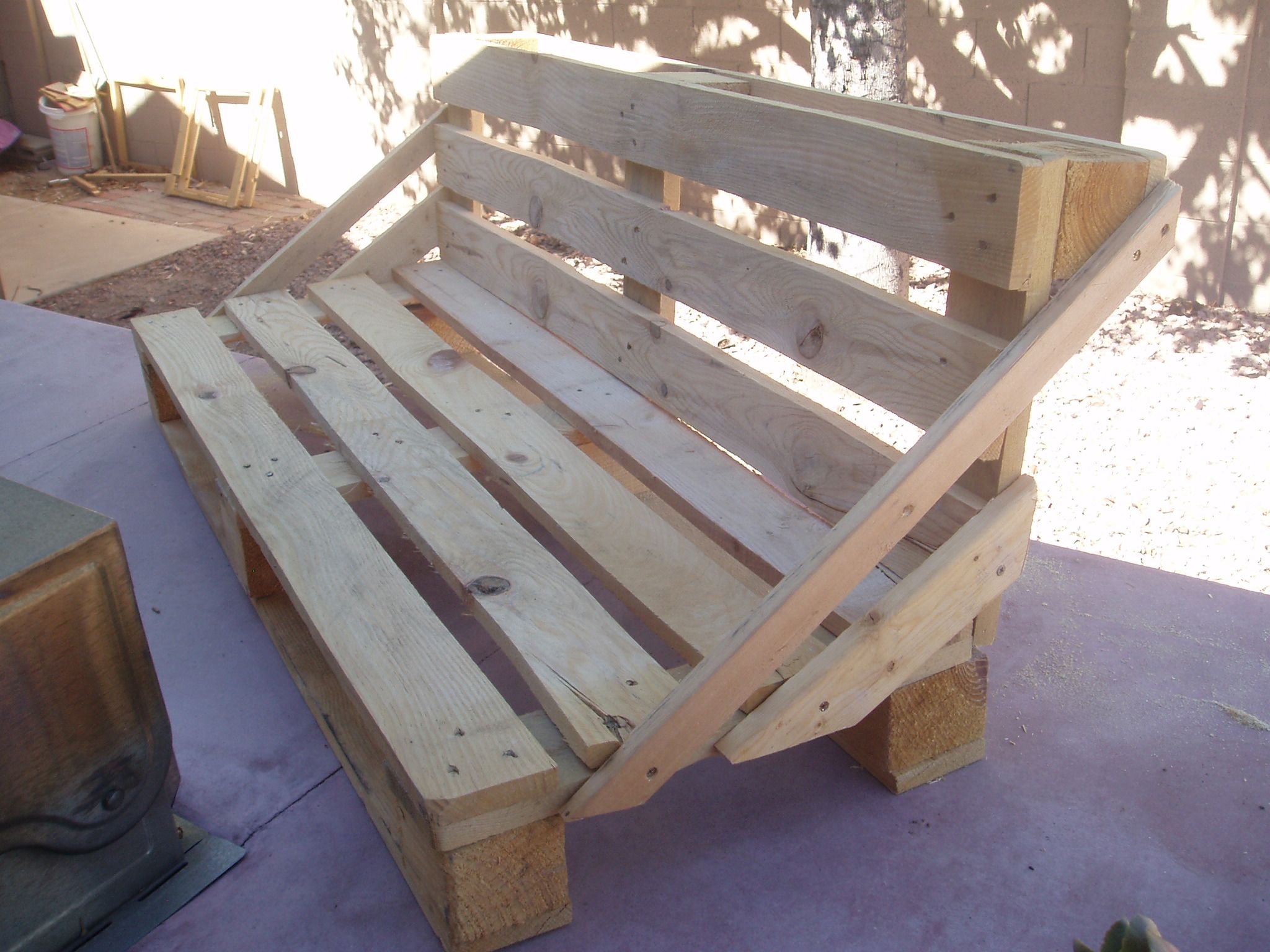 Pallet Bench Project : 6 Steps (with Pictures) - Instructables