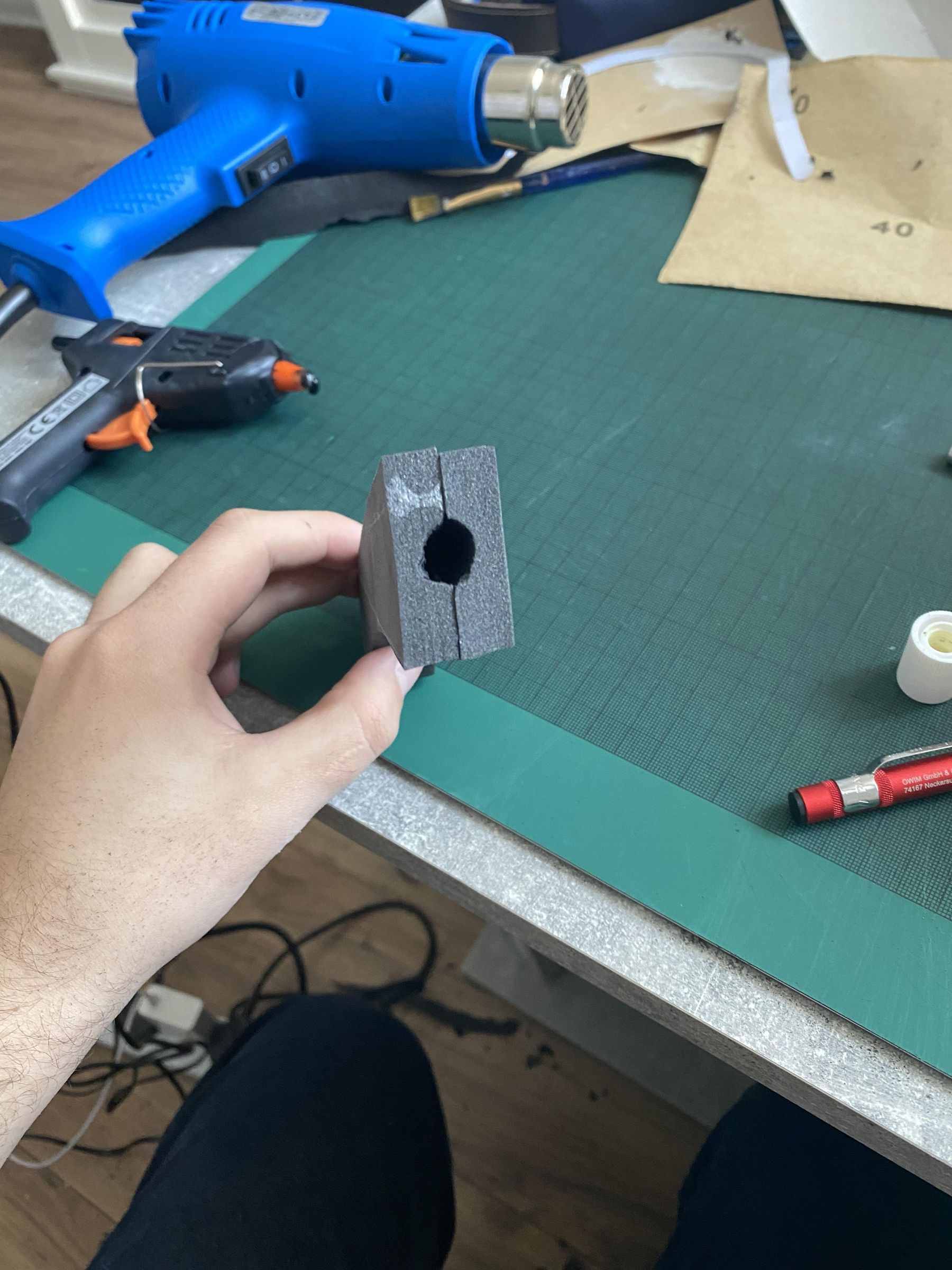 How to Make a LARP Safe Pirate Cutlass : 28 Steps (with Pictures ...