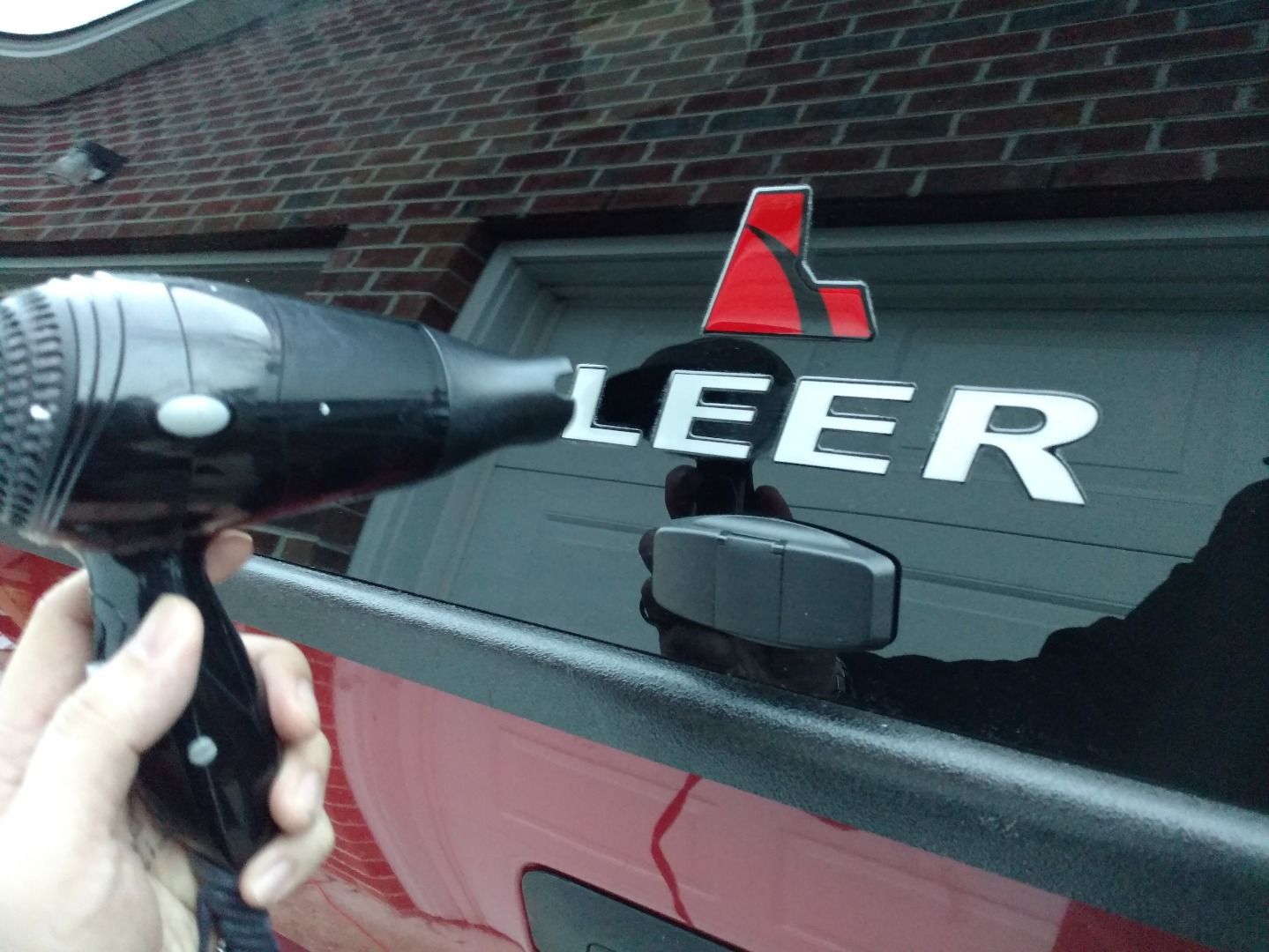 Remove Branding From Your Car : 8 Steps (with Pictures) - Instructables