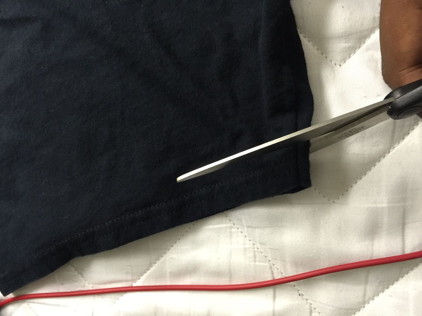 How to Distress a T-shirt : 10 Steps - Instructables
