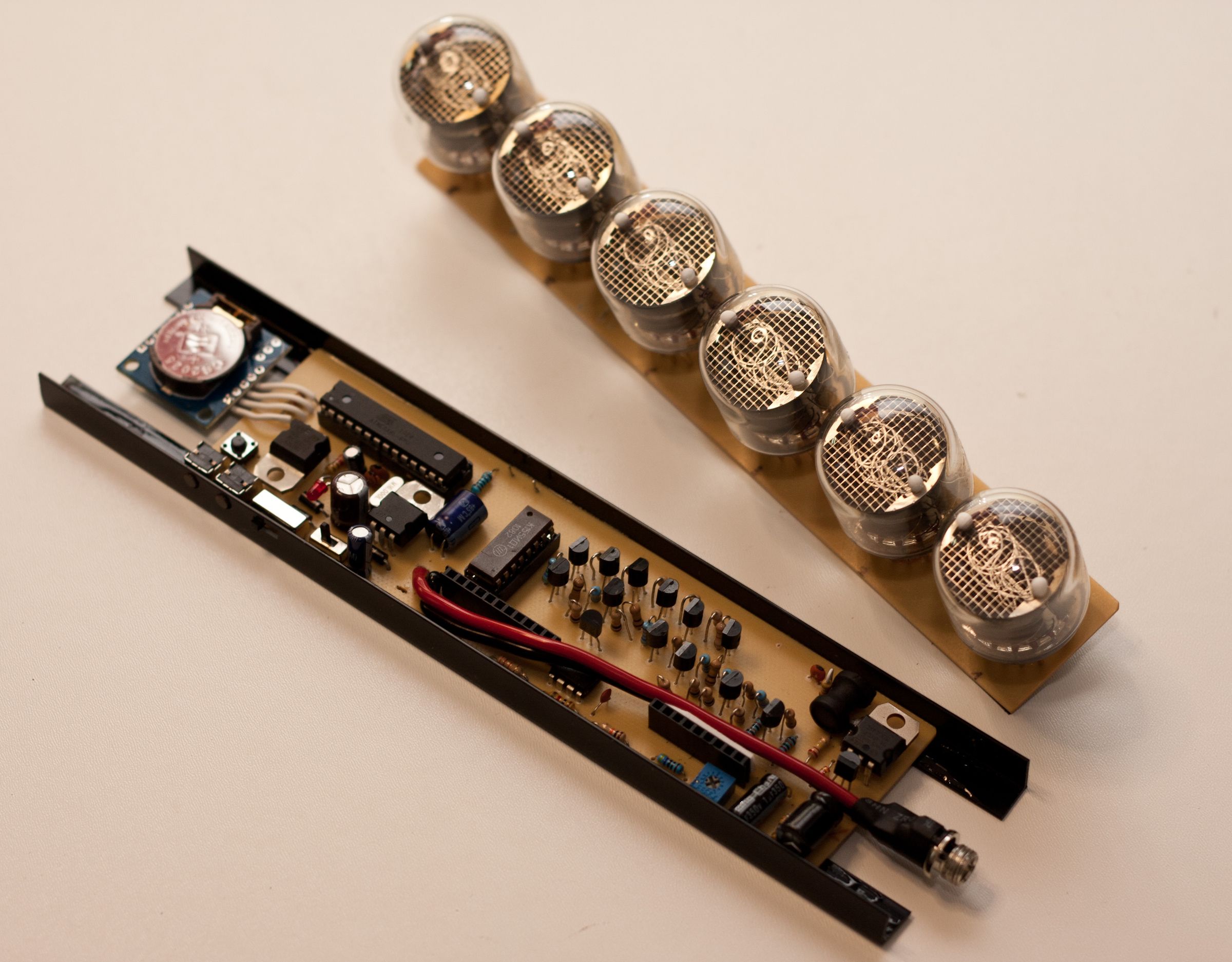 Vintage Style Nixie Wall Clock : 21 Steps (with Pictures) - Instructables