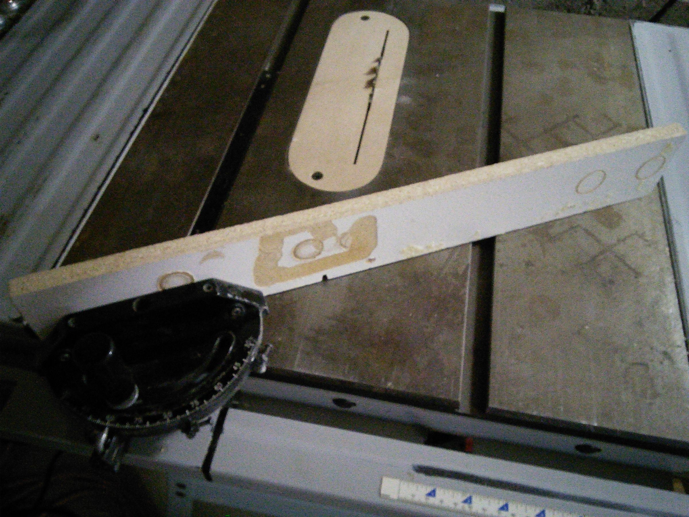 Spiral Cut a Wooden Dowel Using a Table Saw : 7 Steps (with Pictures ...