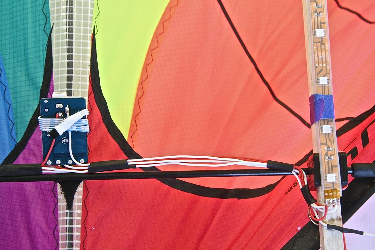 Kite With Wind-Powered LEDs : 6 Steps (with Pictures) - Instructables