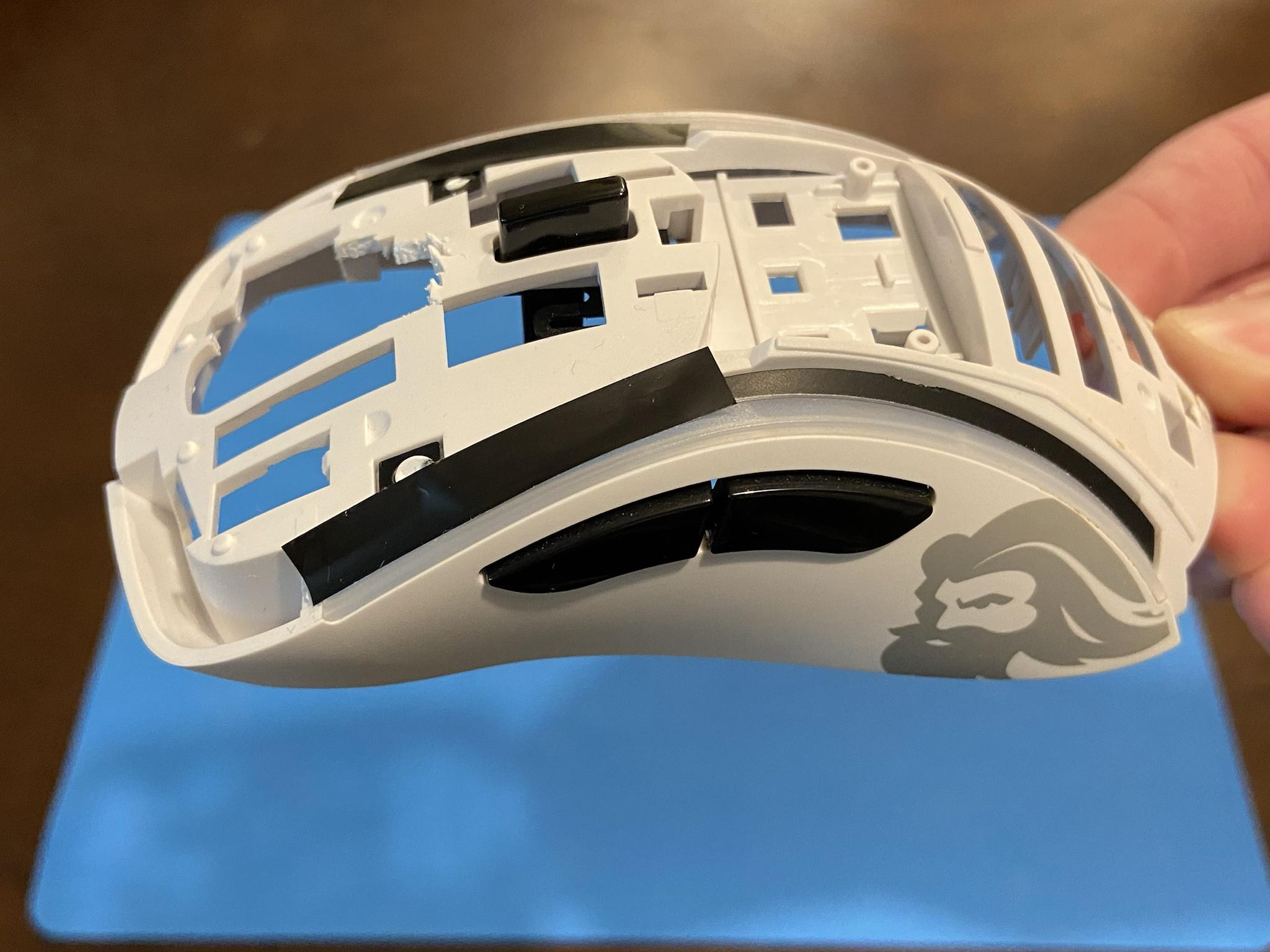 Wireless Glorious Model D Mod (G305) : 6 Steps - Instructables