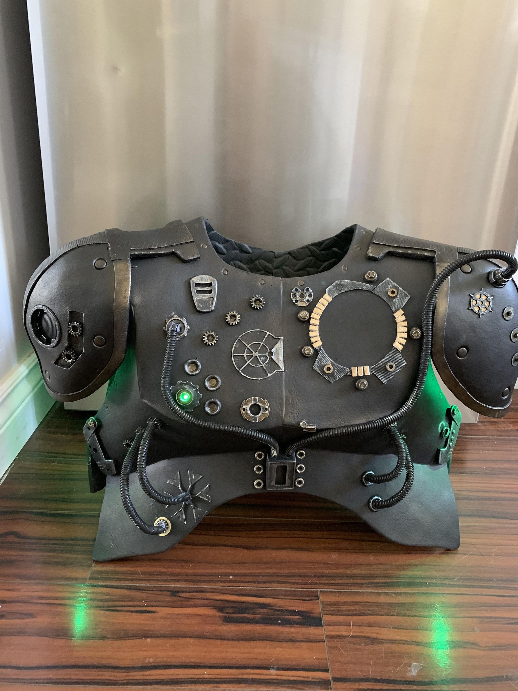 Star Trek Borg Costume : 9 Steps (with Pictures) - Instructables