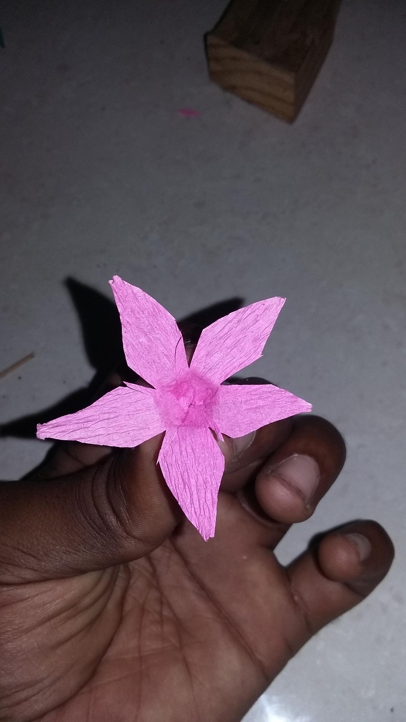 Beautiful Paper Flowers : 9 Steps (with Pictures) - Instructables