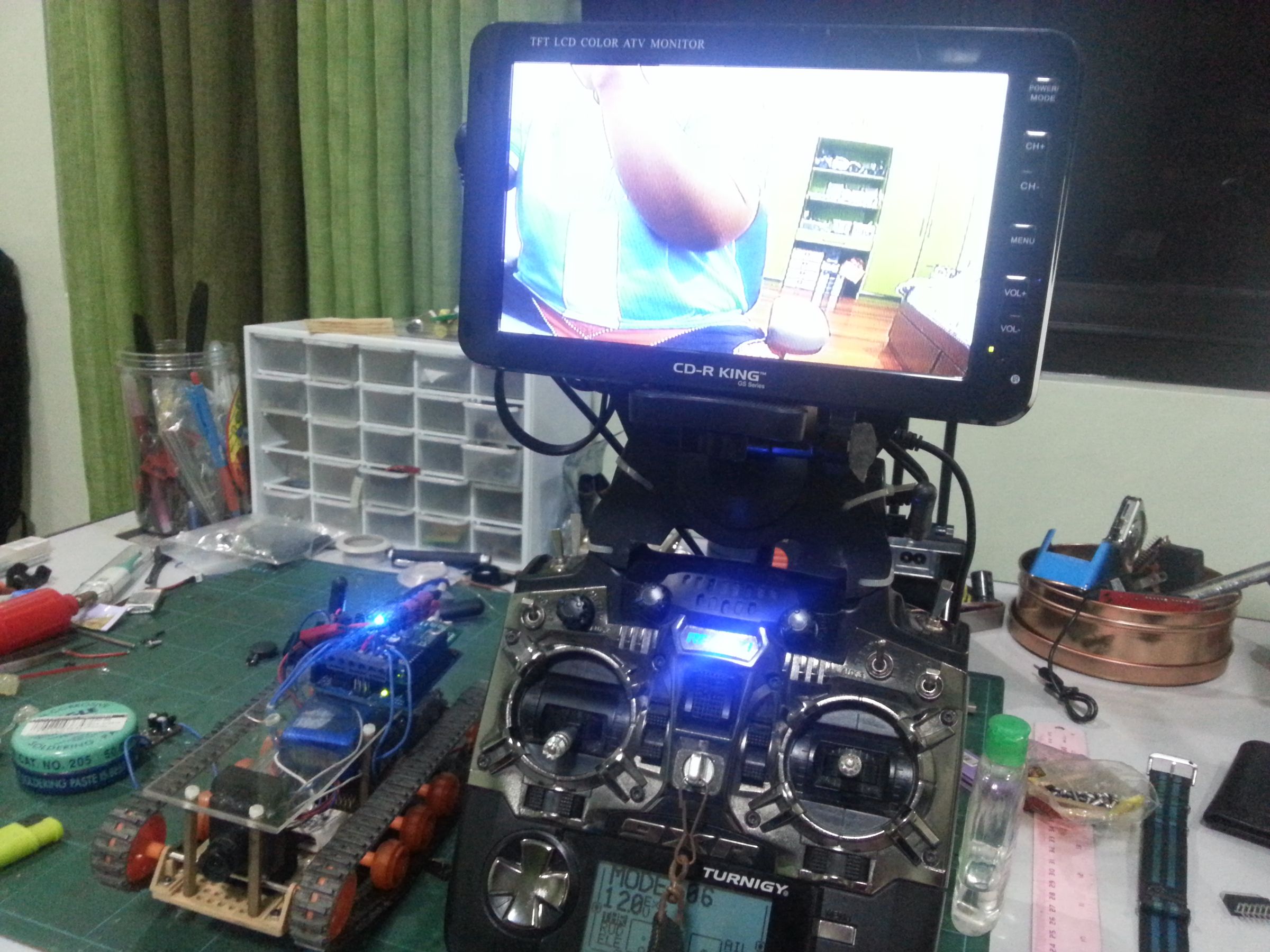 DIY FPV RC Tank V2 [2km RANGE Upgrade!] : 16 Steps (with Pictures ...