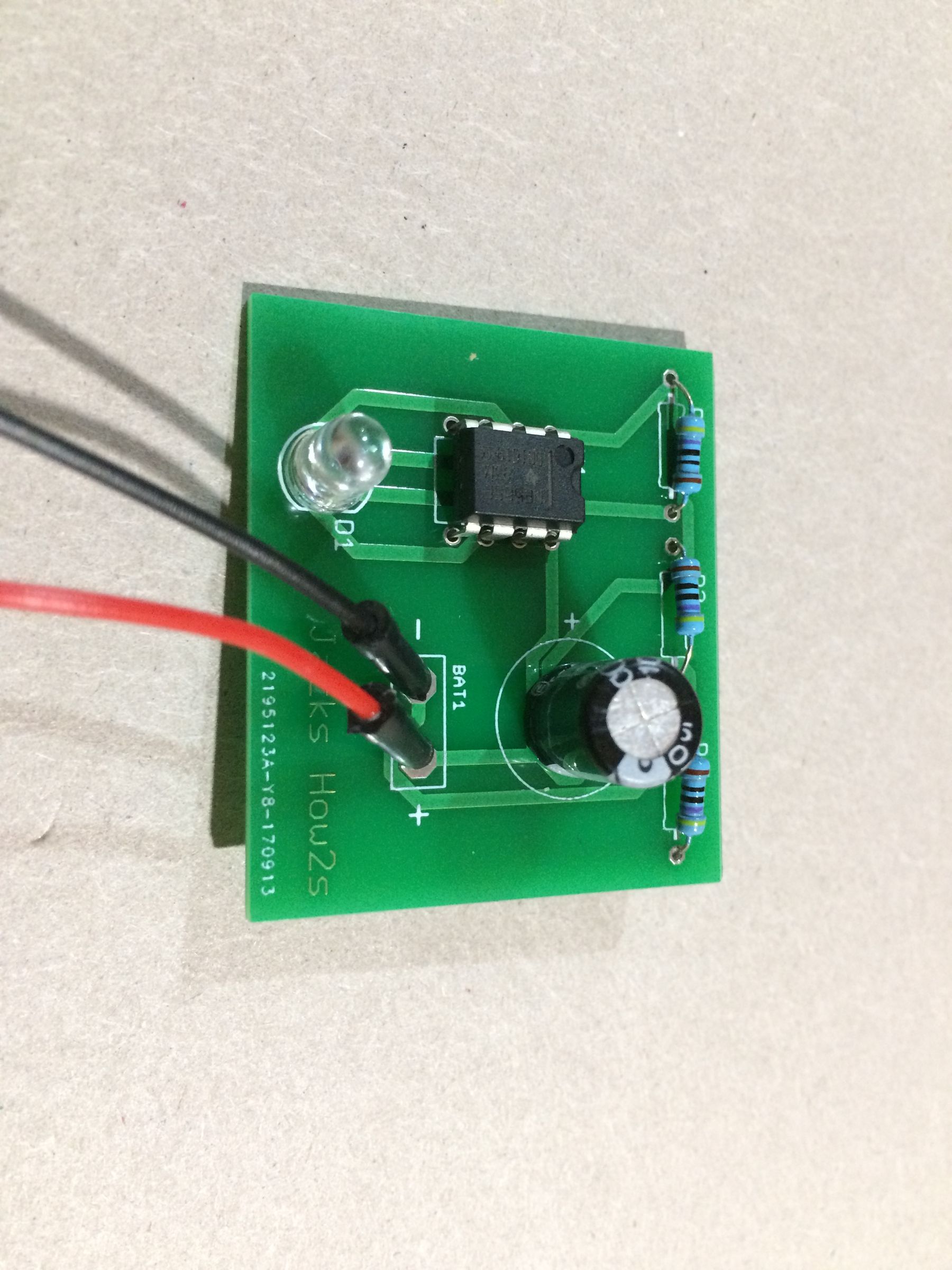 How to Make a 555 Timer Blink Circuit on a PCB! : 7 Steps (with ...