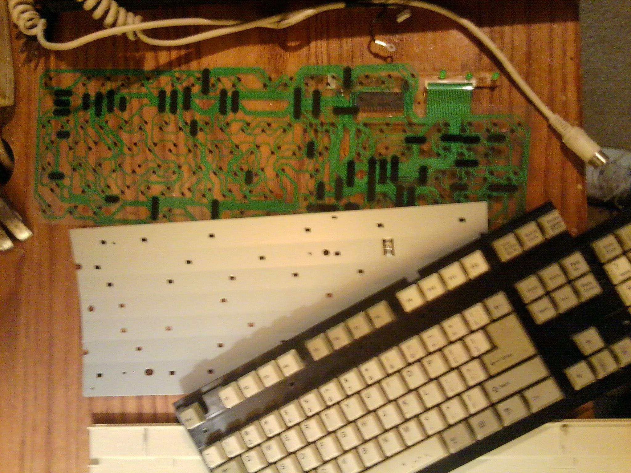 Turn a Keyboard Into a Raspberry Pi Case for Around $20 or Less. : 18 ...