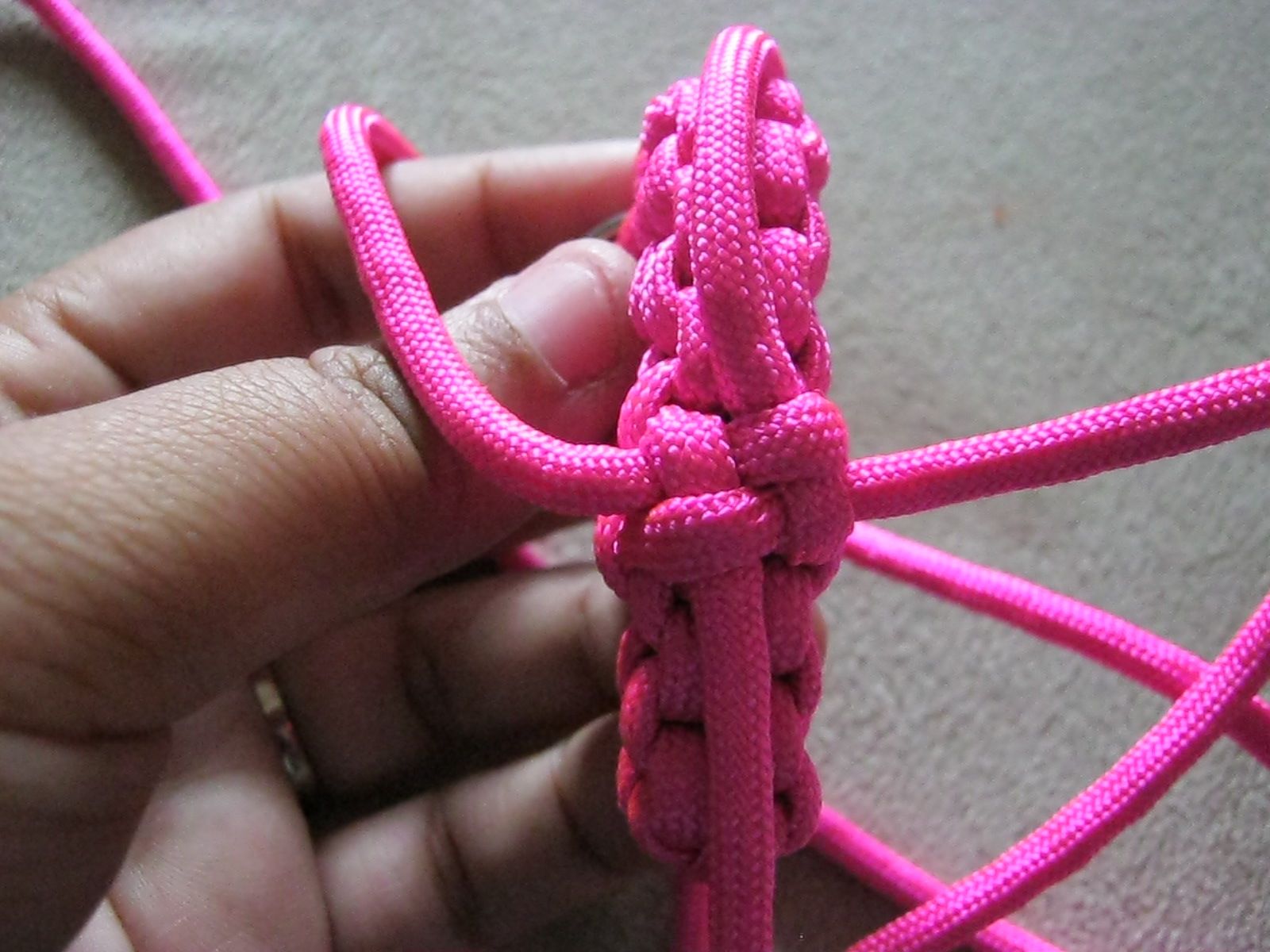 Paracord Breast Cancer Awareness Keychain : 8 Steps (with Pictures ...