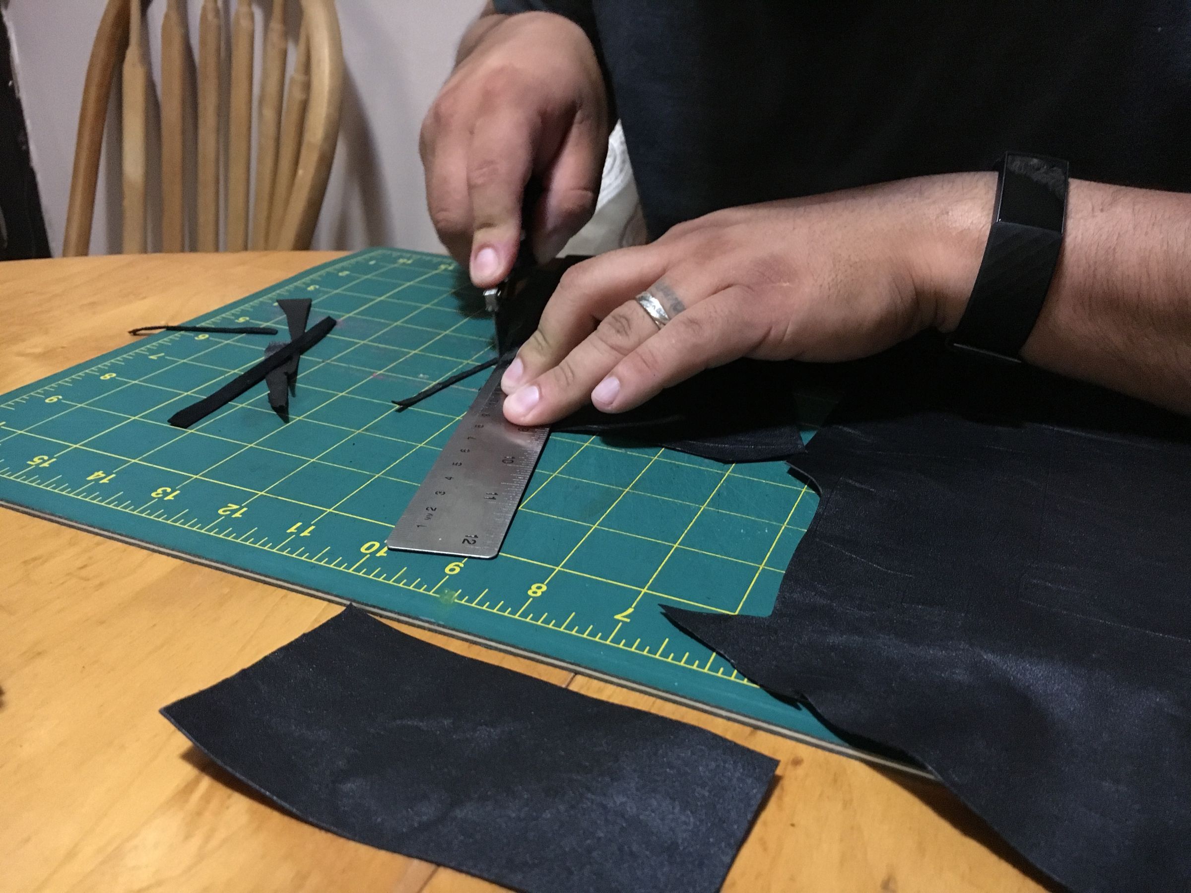 BIFOLD WALLET : 17 Steps (with Pictures) - Instructables