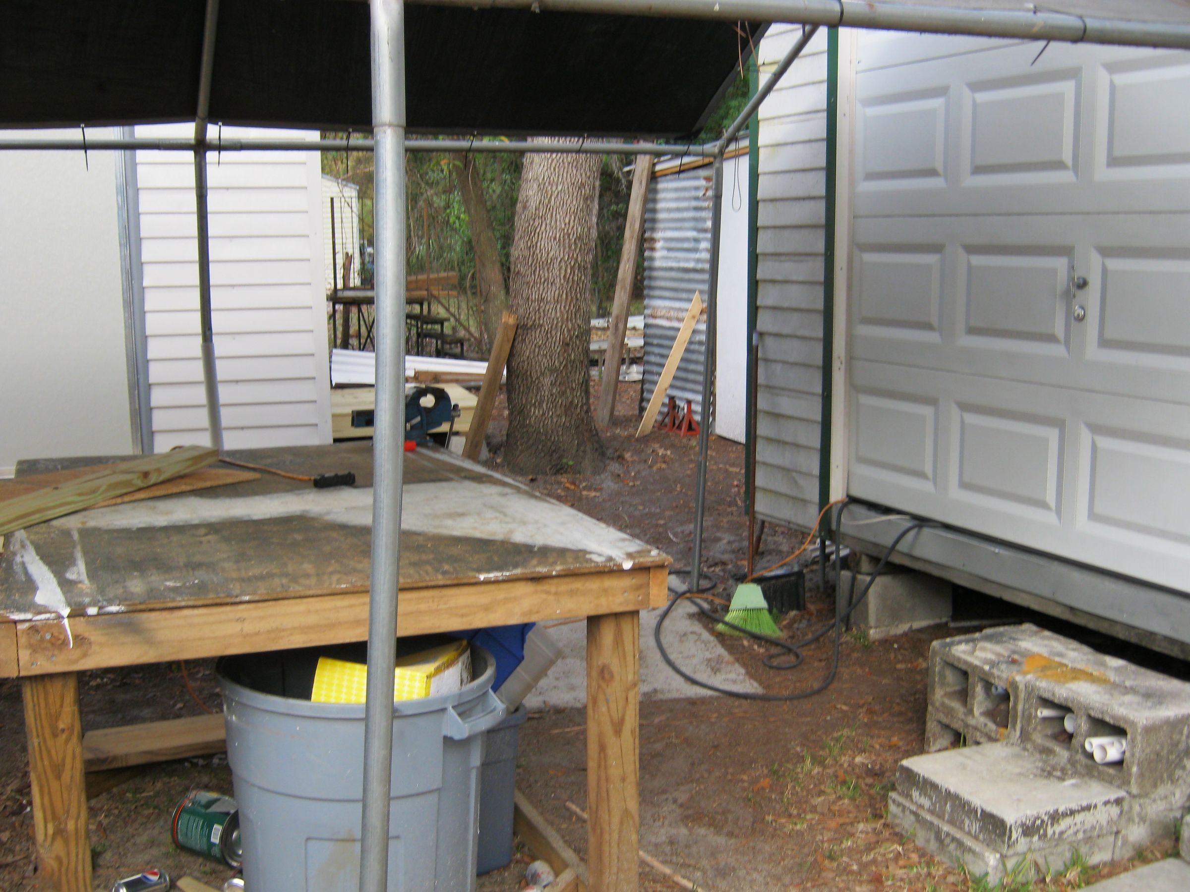 World's Most Disorganized Shop? : 4 Steps - Instructables