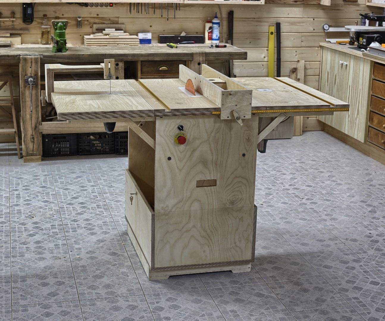 Portable Workshop : 5 Steps (with Pictures) - Instructables